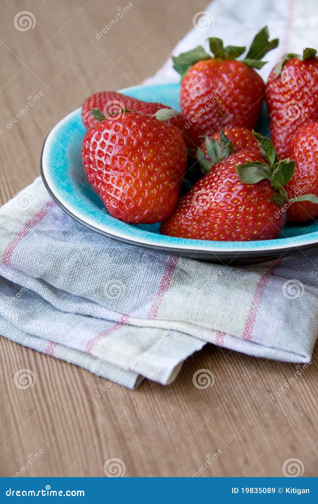 Strawberries on Plate stock image. Image of napkin, eating - 19835089