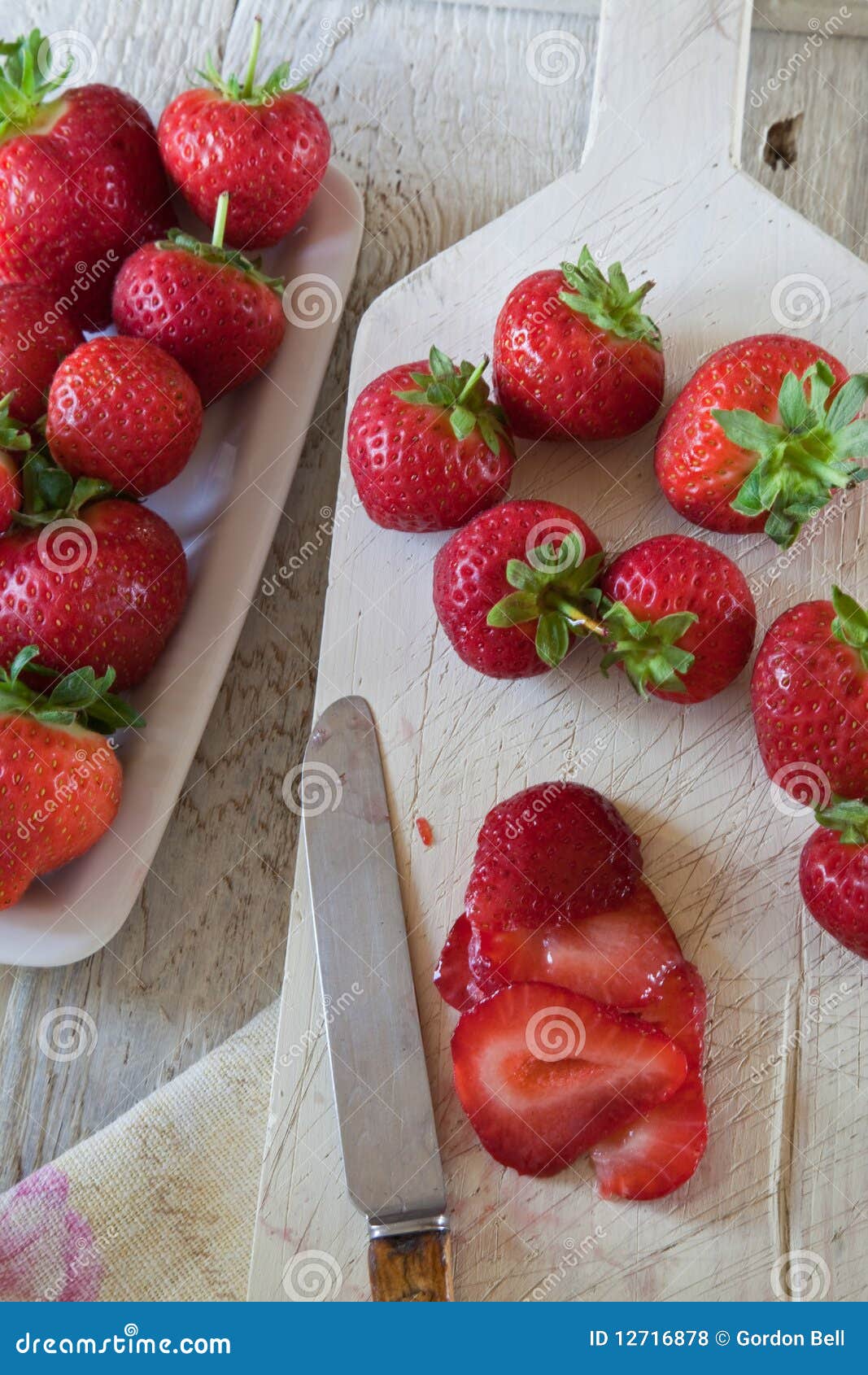 Strawberries Sliced on a Chopping Board Stock Photo - Image of healthy ...