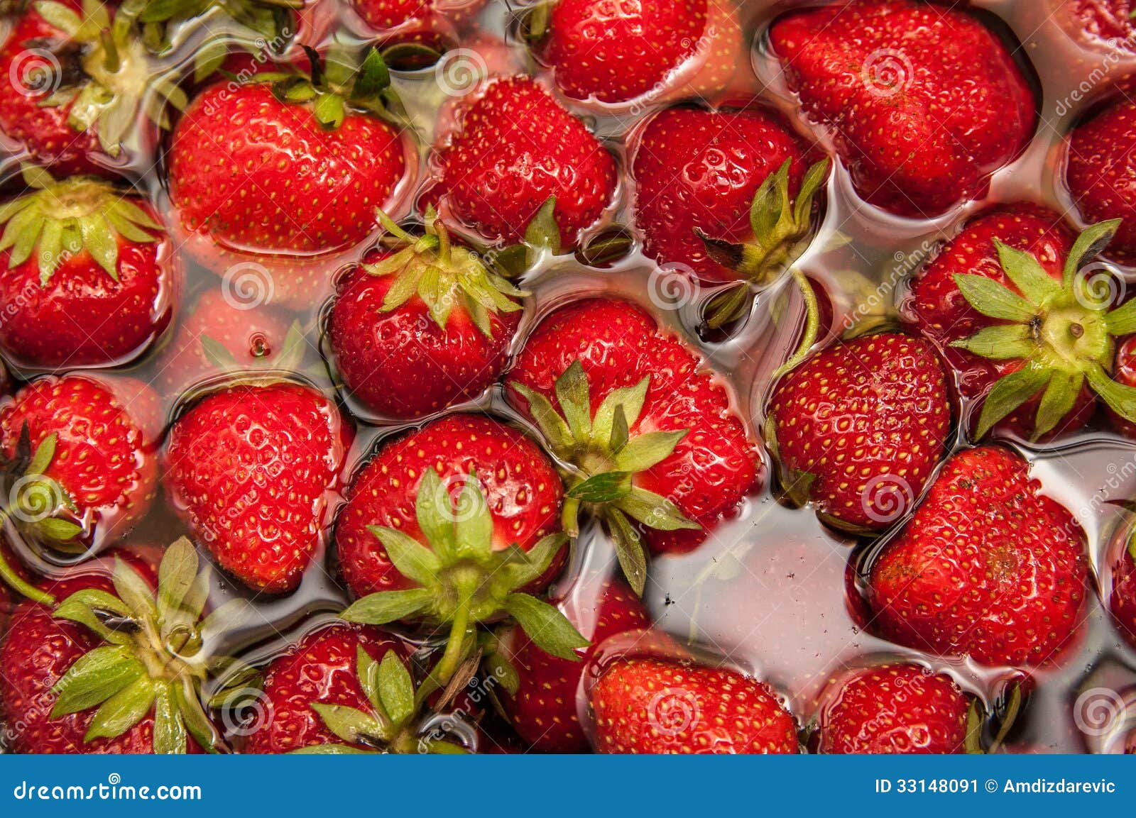 Strawberries in water stock image. Image of backgroundwallpaper - 33148091