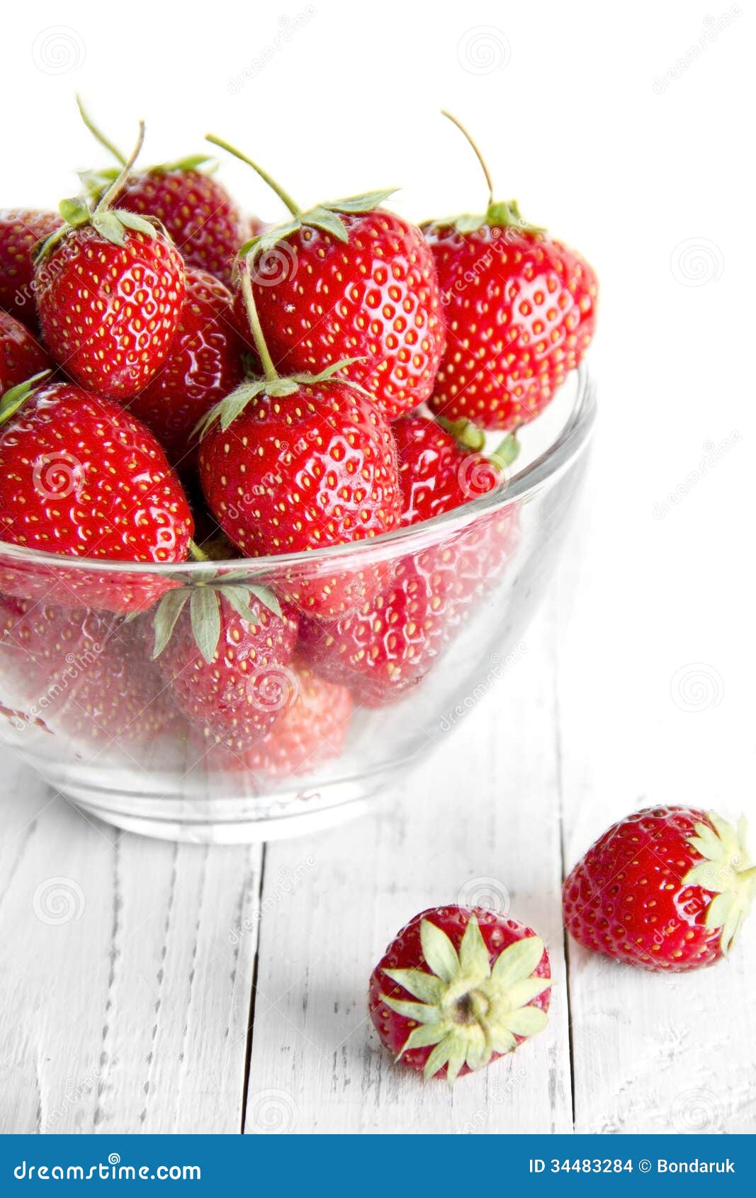 Strawberry bowl stock photo. Image of medicine, light - 34483284