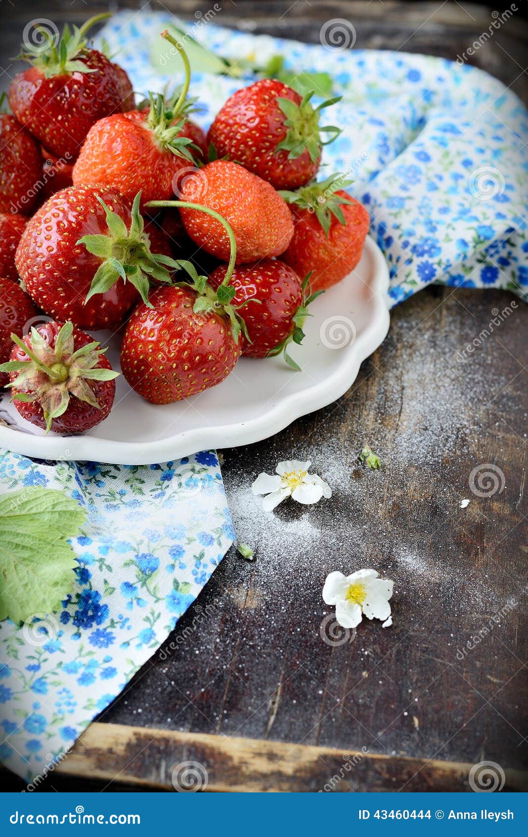 Strawberry in a Bowl stock photo. Image of fresh, marmalade - 43460444