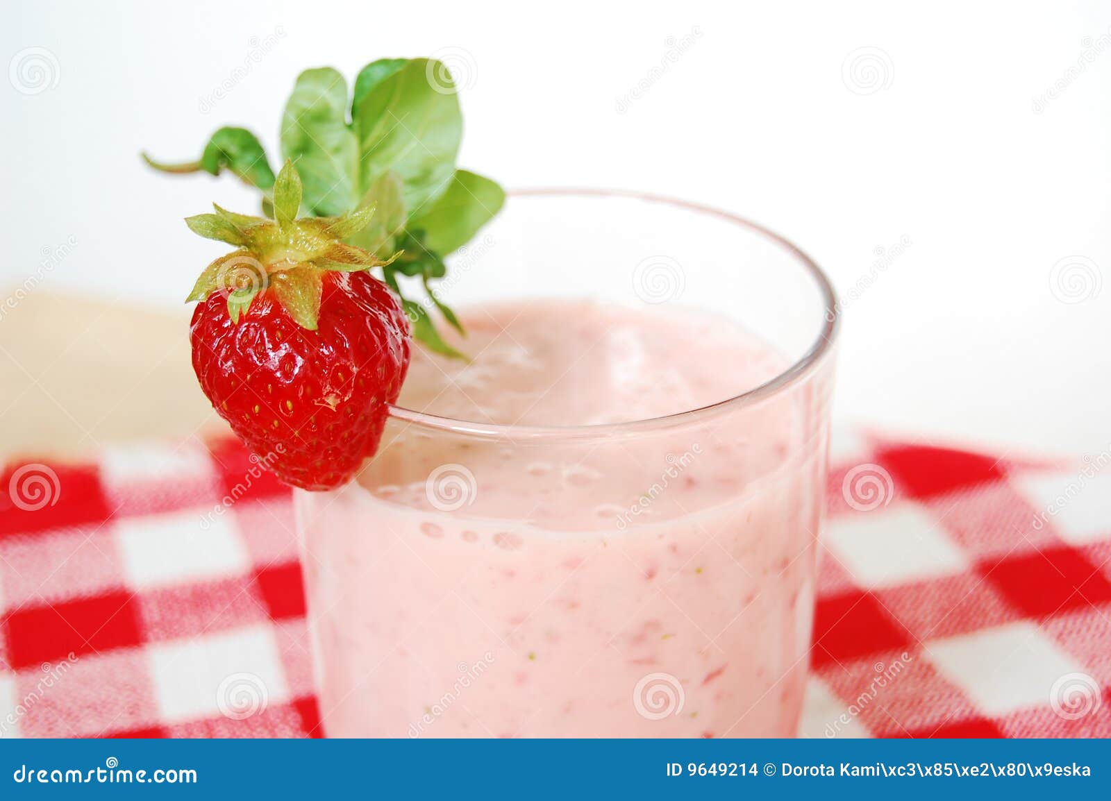 Strawberry cocktail stock photo. Image of drink, cocktail - 9649214