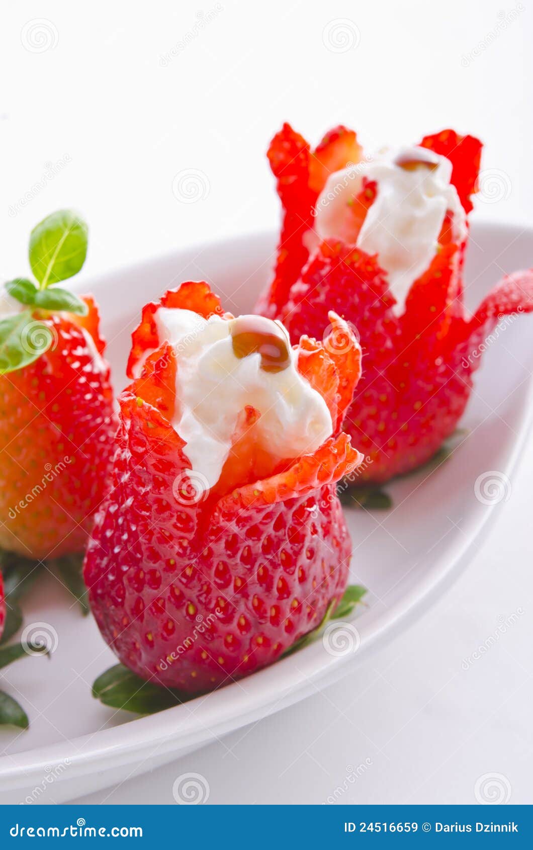 Strawberry with cream stock image. Image of balsamic - 24516659