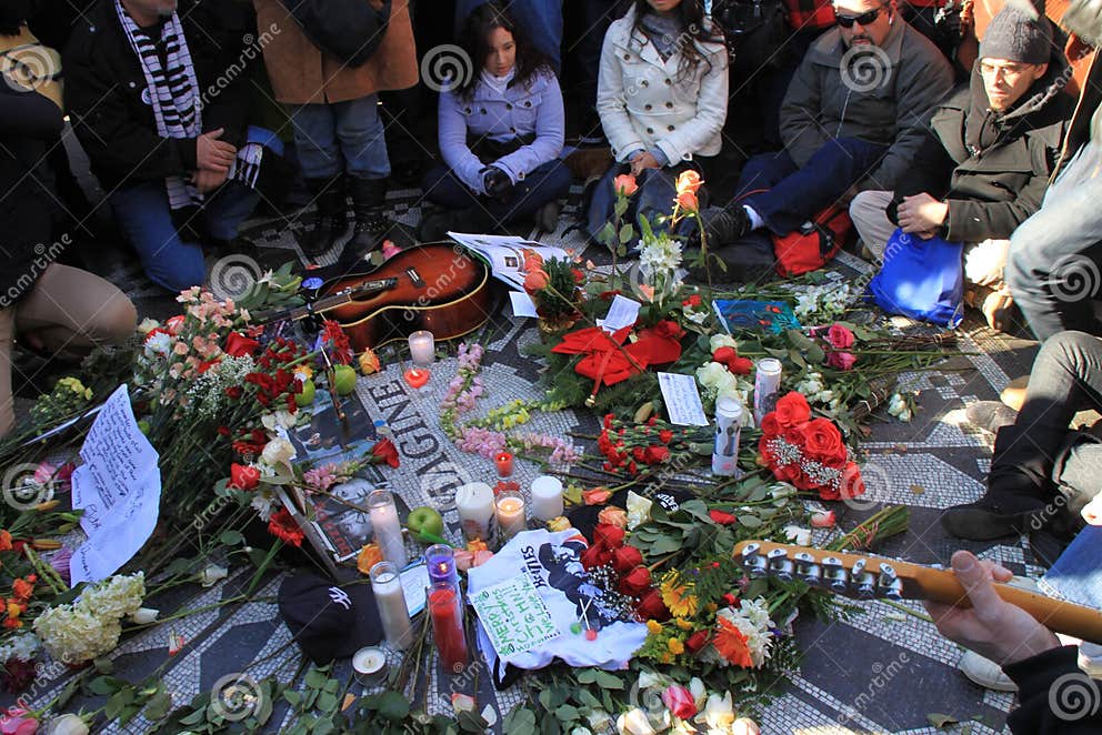 Strawberry Fields, John Lennon Memorial Editorial Photo - Image of ...