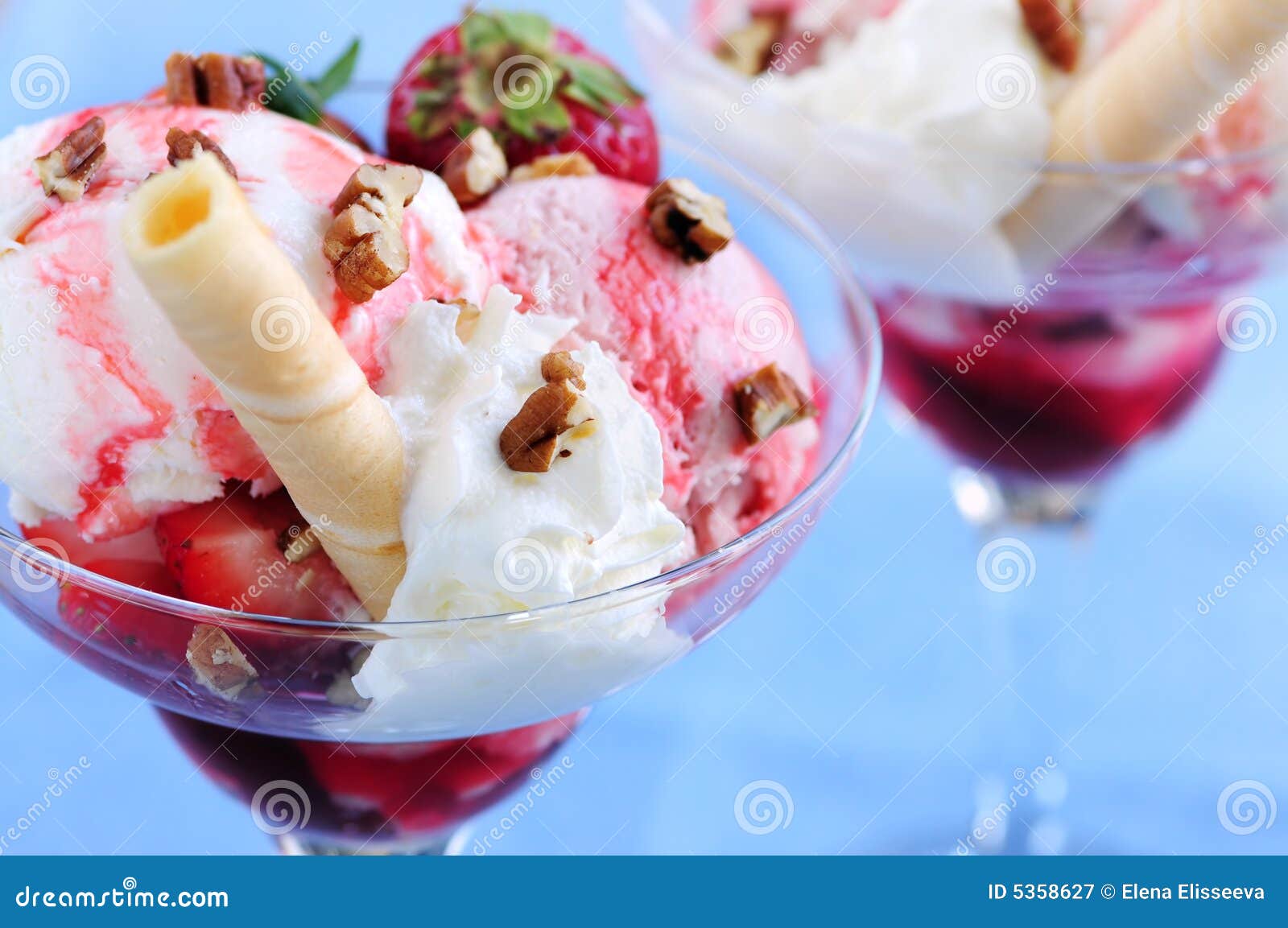Strawberry Ice Cream Sundae Stock Image - Image of refreshing, pecans ...