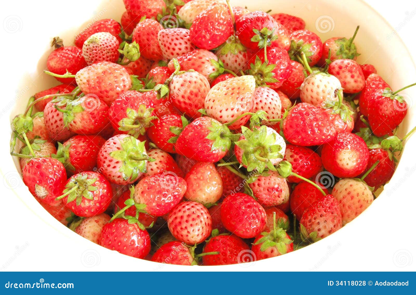 Strawberry, Japan stock photo. Image of kiwi, sale, basket - 34118028