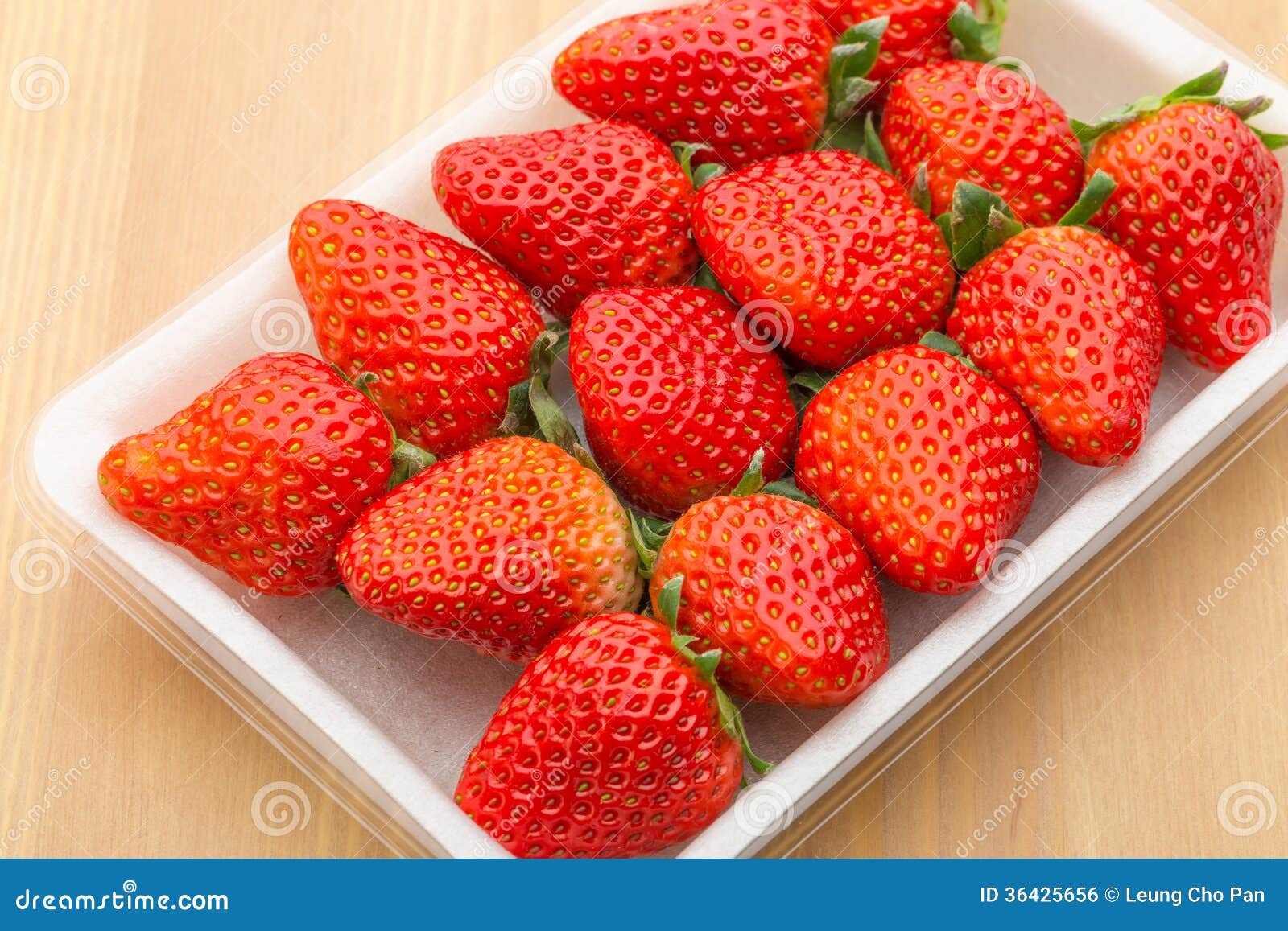 Strawberry in package stock photo. Image of health, wooded - 36425656