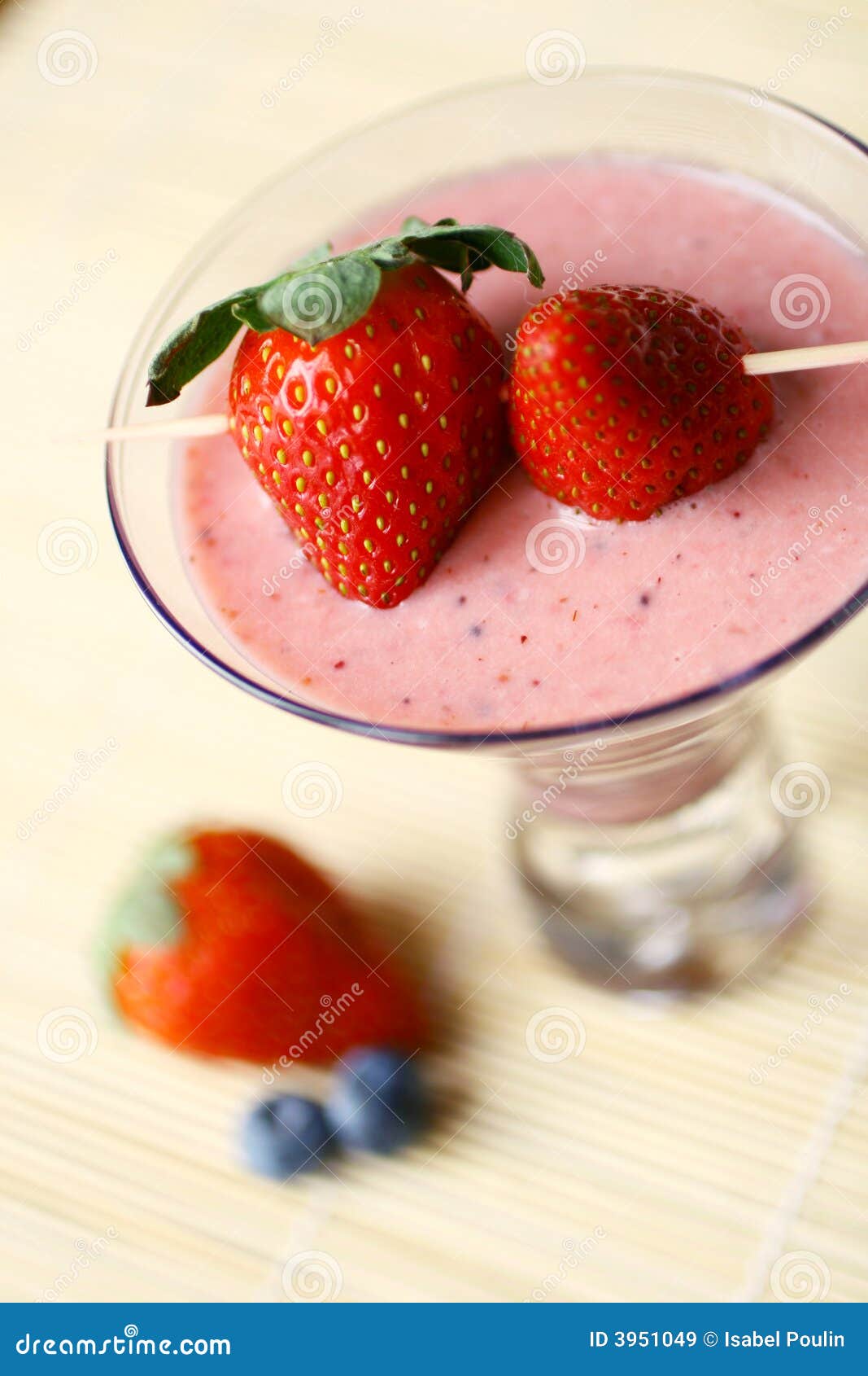 Strawberry smoothie stock image. Image of slurp, healthy - 3951049