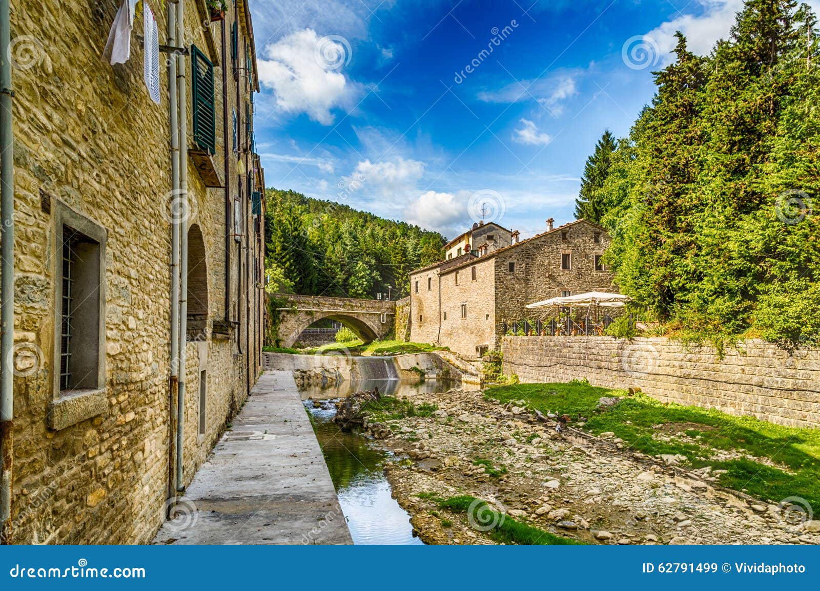 Stream through Medieval Village Stock Image - Image of water, tredozio ...