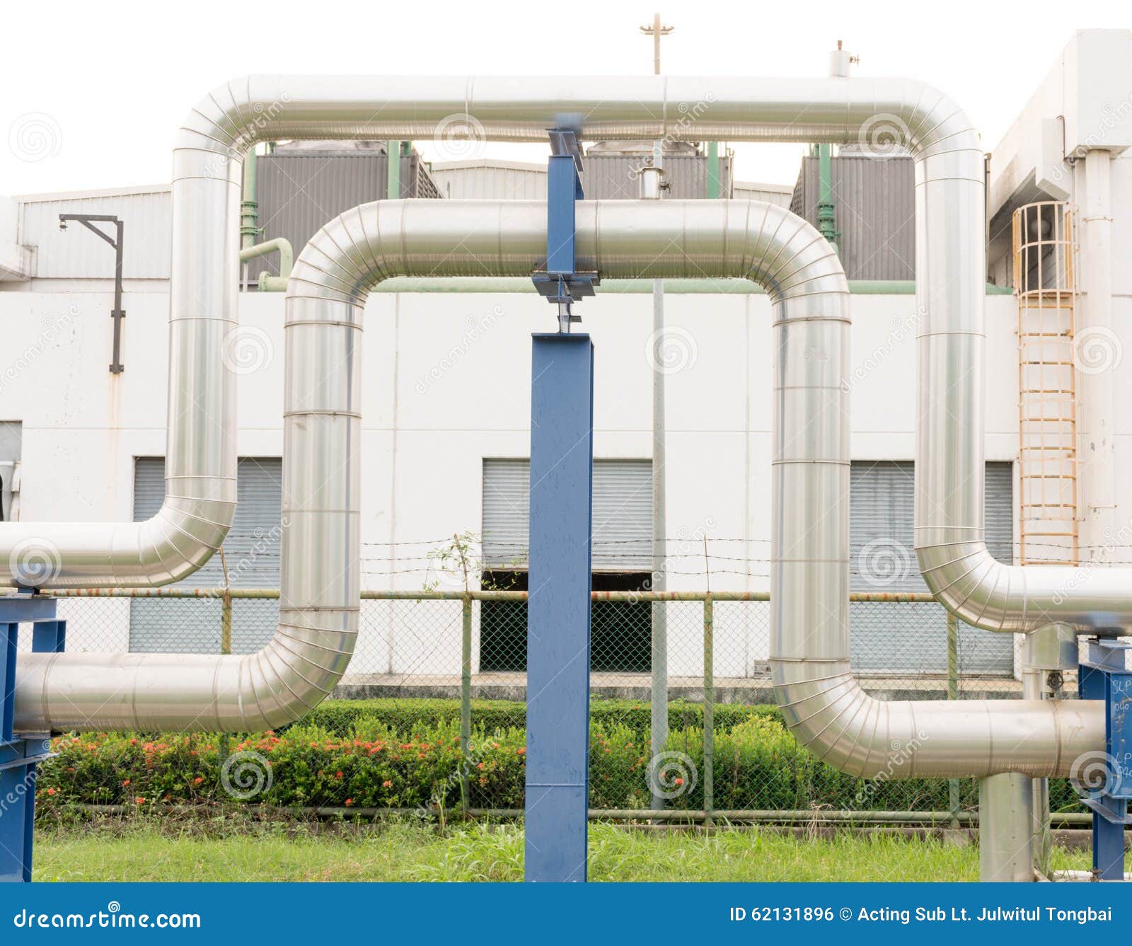 Stream Pipelines on Pipe-bridge Stock Photo - Image of energy, refinery ...