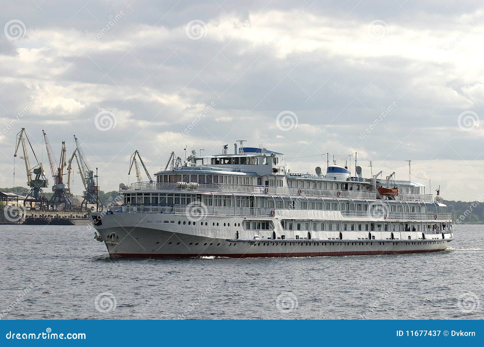 Stream-ship stock image. Image of round, passengers, cruise - 11677437