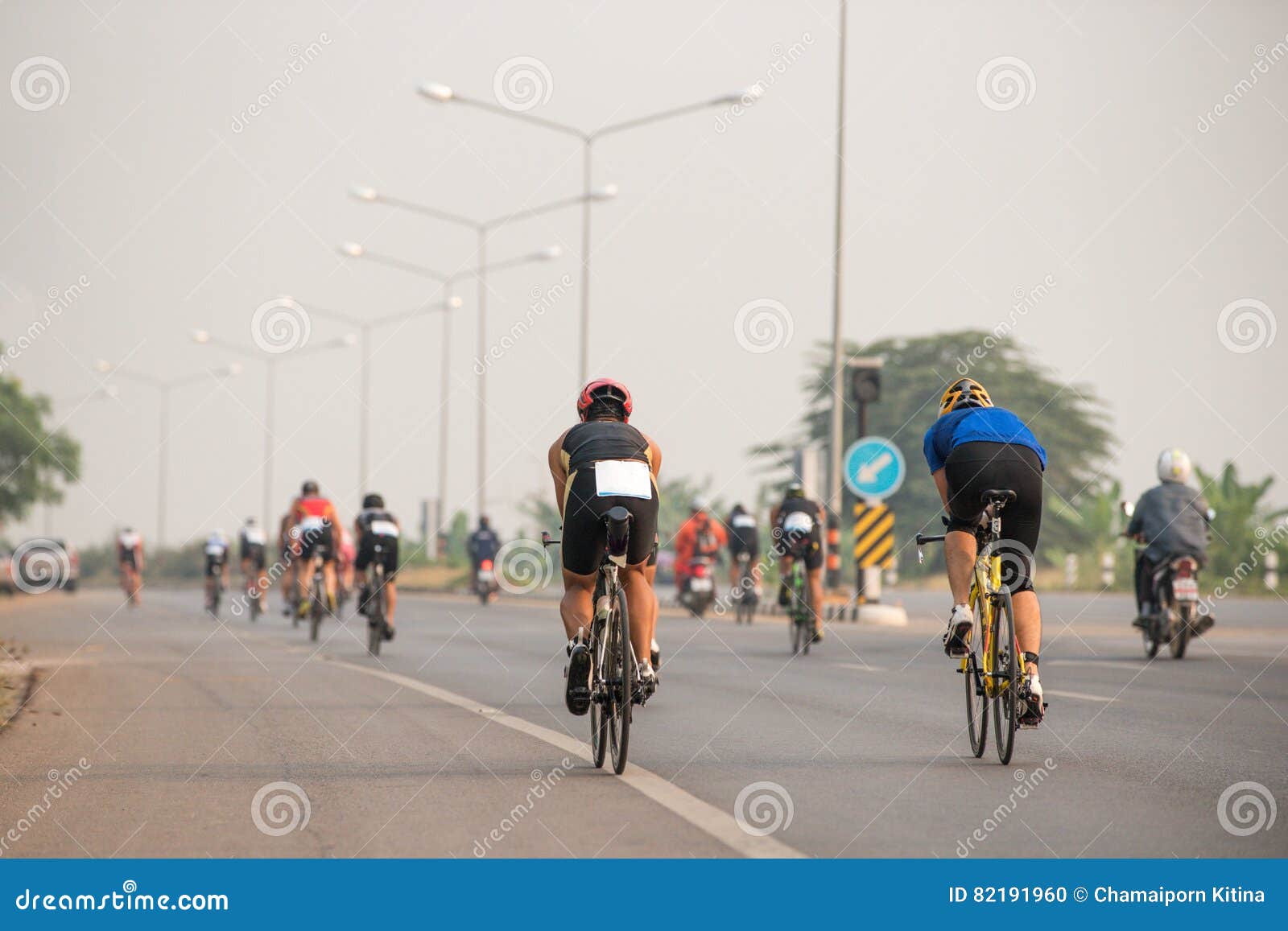 Street bikes at race editorial image. Image of chiang - 82191960