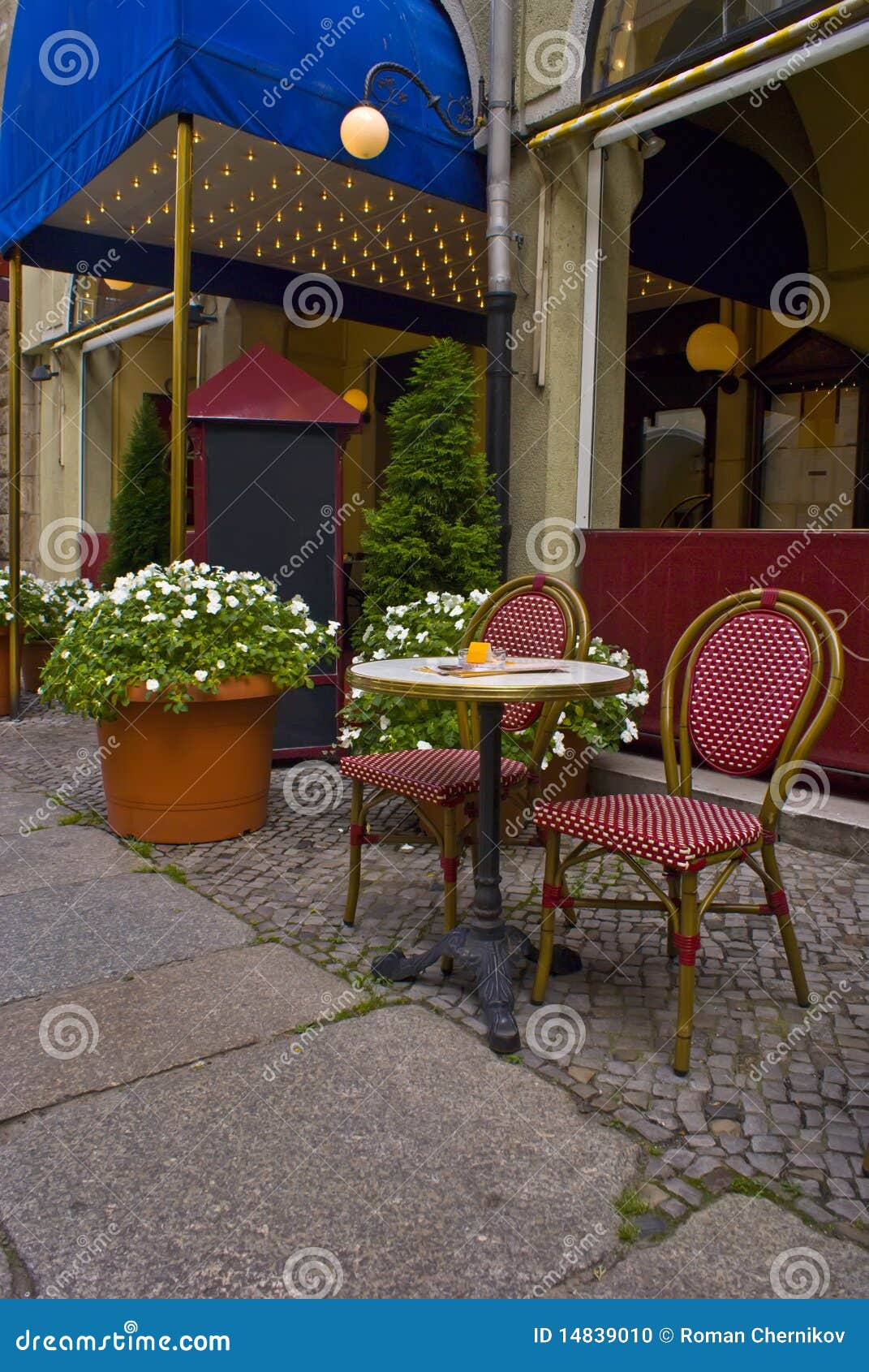 Street cafe stock photo. Image of cobblestone, sidewalk - 14839010