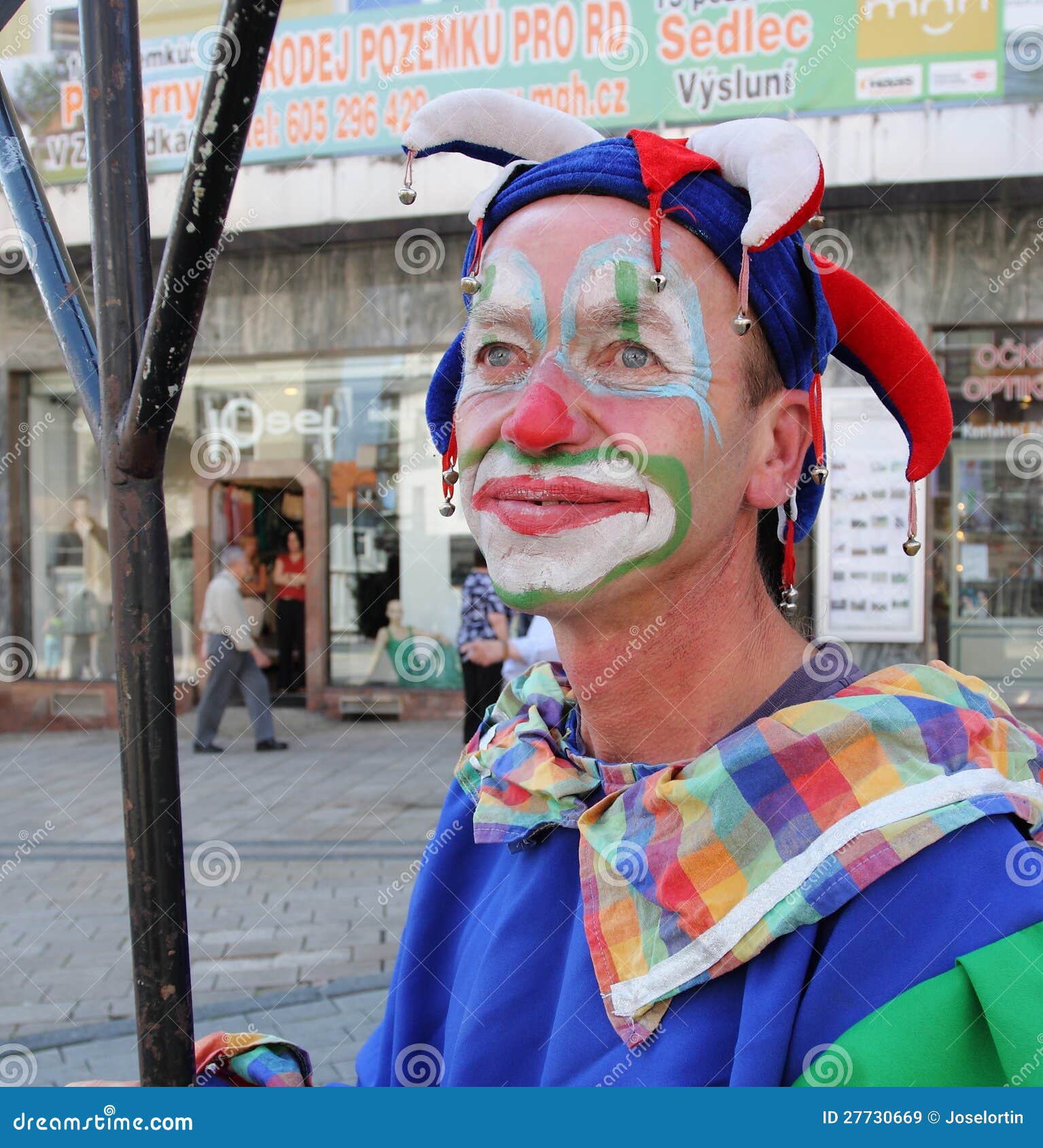 Street Clown editorial stock image. Image of makeup, karlovy - 27730669