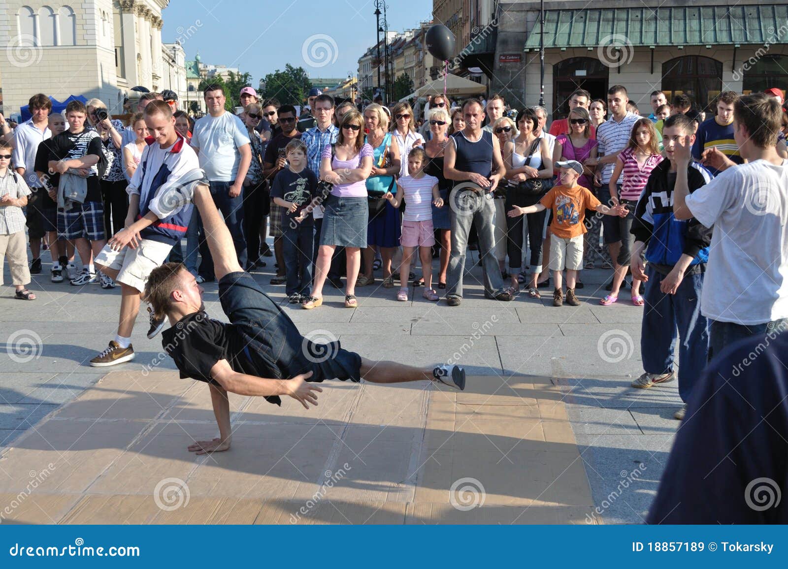 Street dancer editorial stock image. Image of boulevard - 18857189