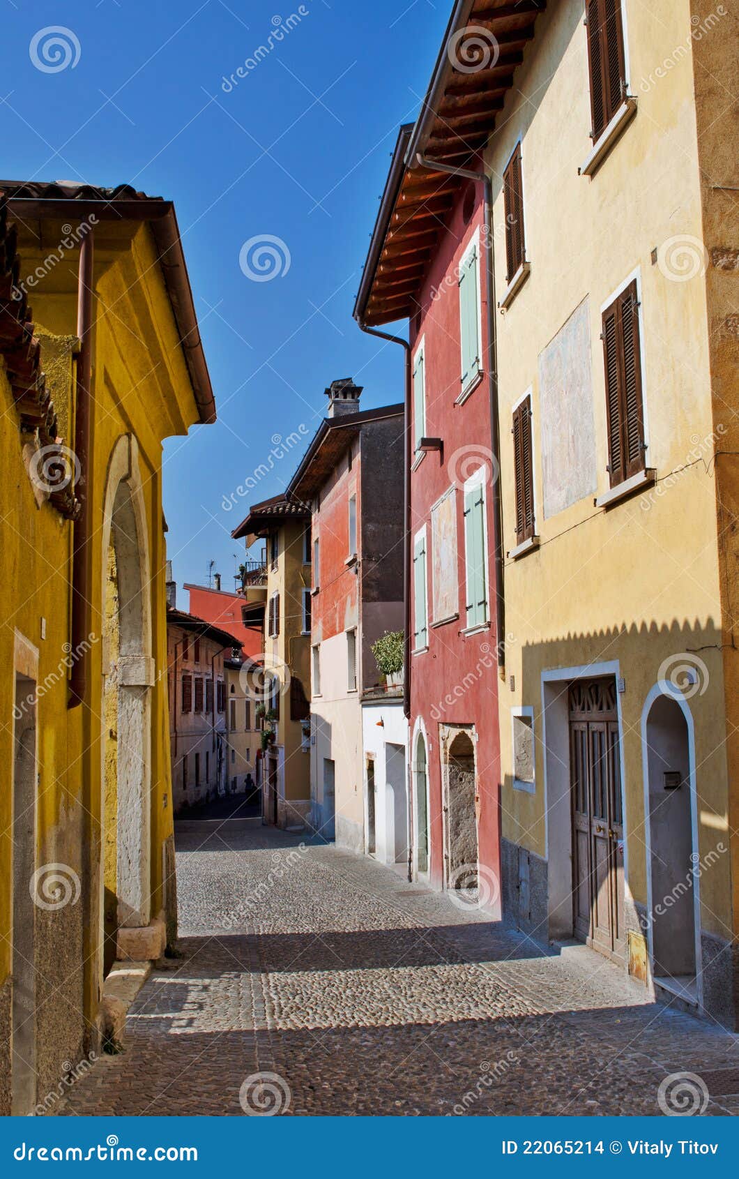 Street in Italy stock photo. Image of building, grunge - 22065214