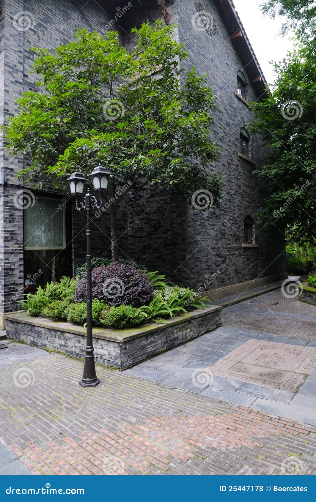 Street Lamp before Building Stock Photo - Image of greybrick, sichuan ...