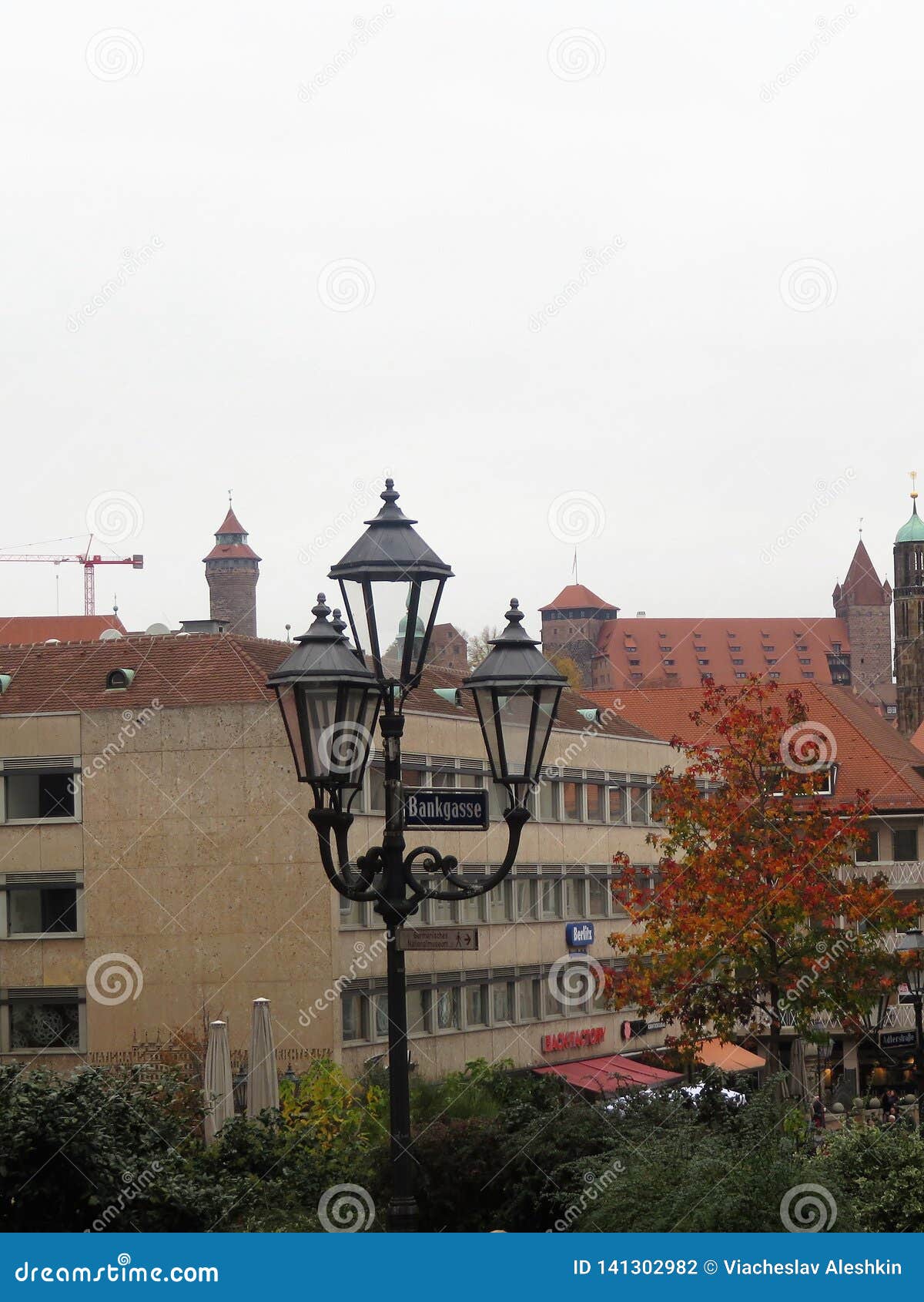 Street lamp in Nuremberg editorial photography. Image of night - 141302982