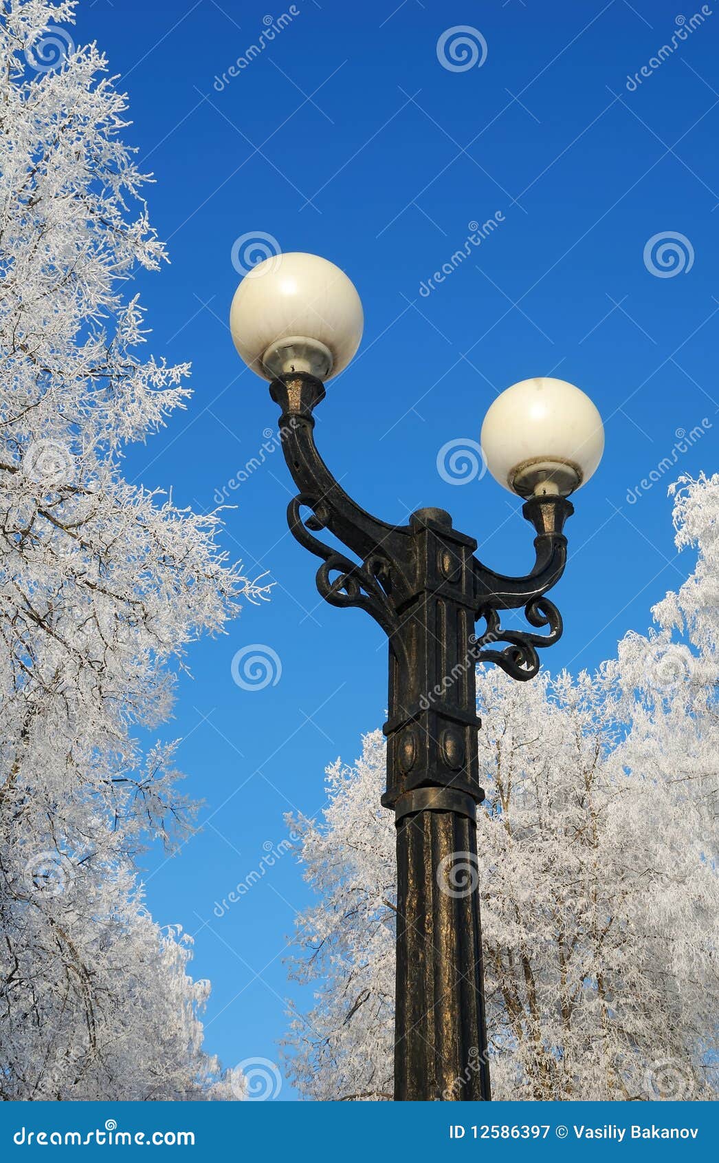 Street lamp in winter stock image. Image of blue, winter - 12586397