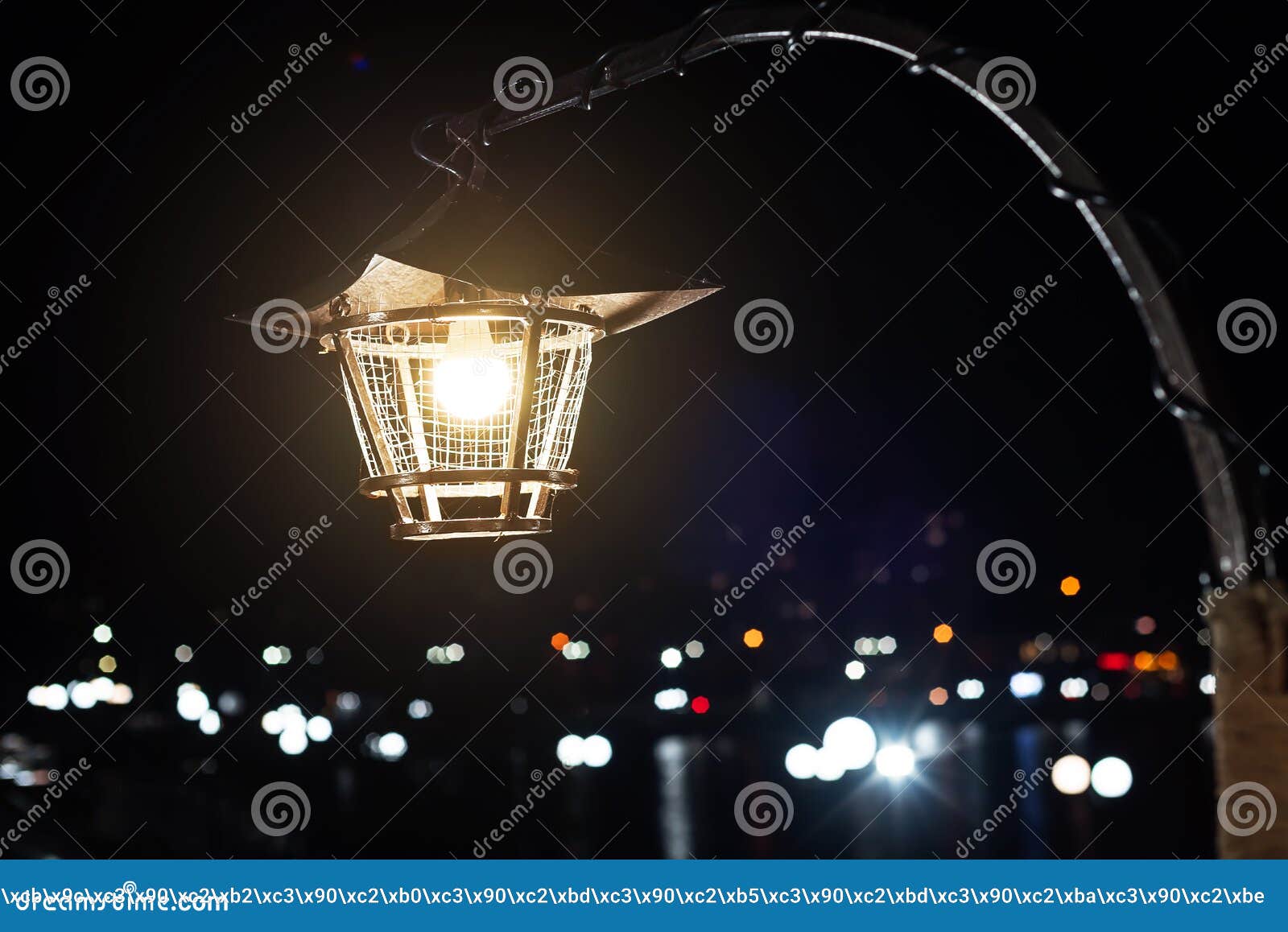 Street Lantern in the Night Stock Image - Image of backgorund, dark ...