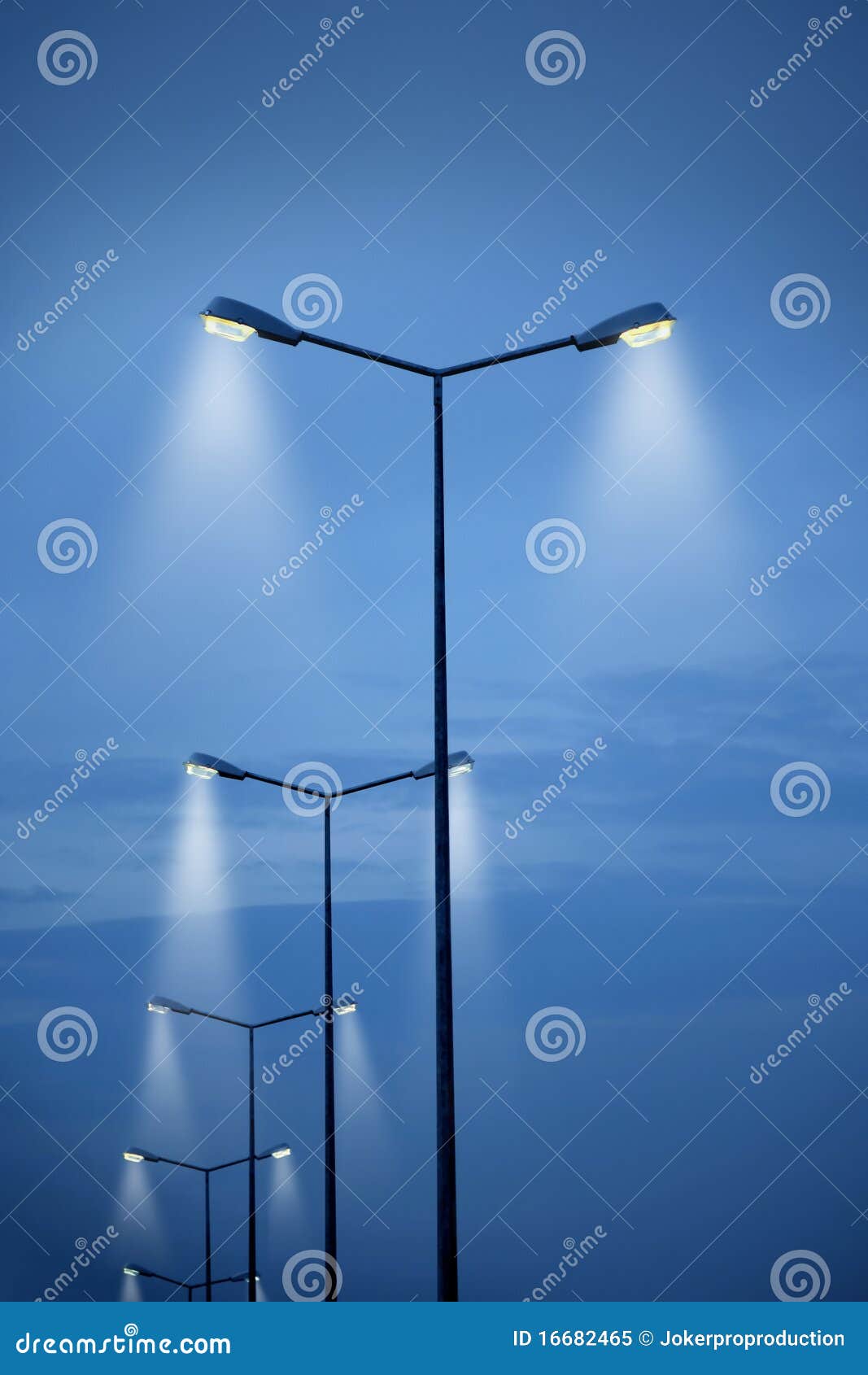 Street light stock image. Image of lamp, lighting, electric - 16682465