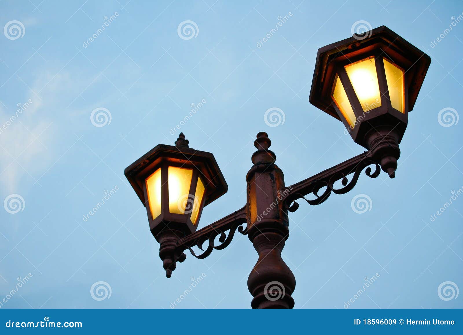 Street Light stock image. Image of high, light, lighting - 18596009