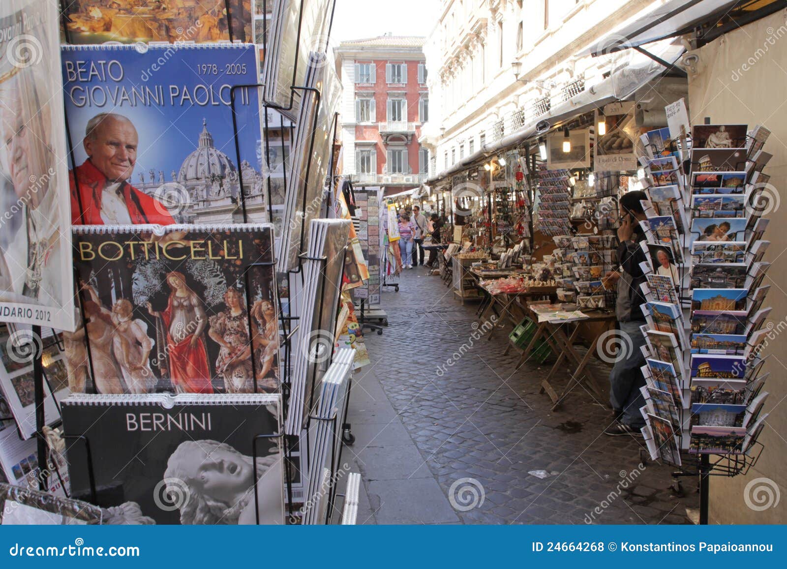 Street Market in Rome, Italy Editorial Stock Photo - Image of market ...