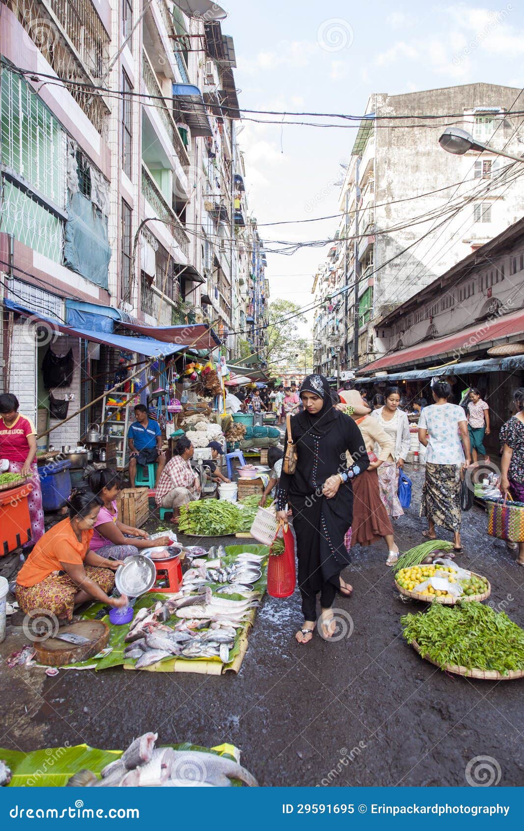 Street Market in Yangon editorial image. Image of fish - 29591695