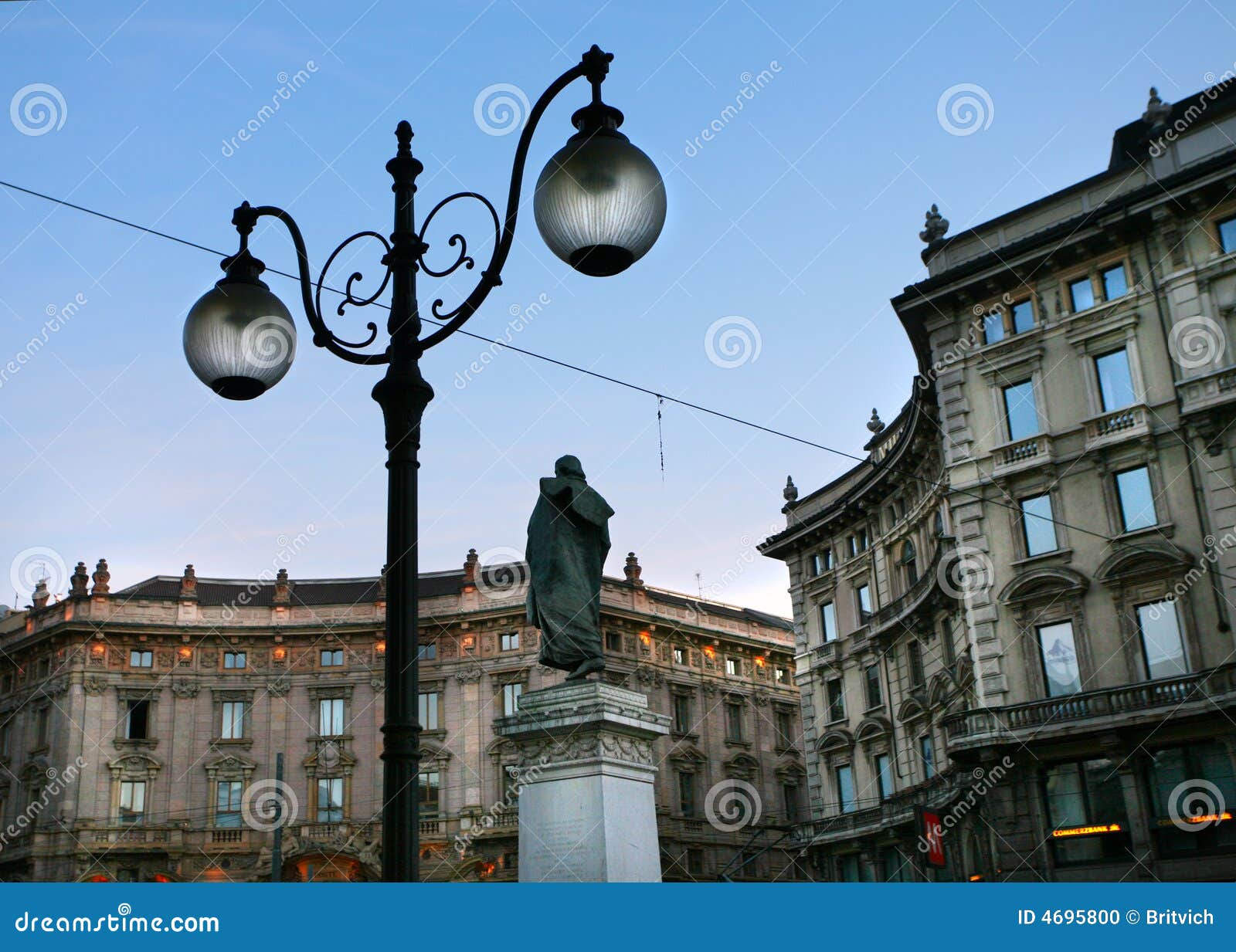 2,210 Street Light Milan Stock Photos - Free & Royalty-Free Stock ...