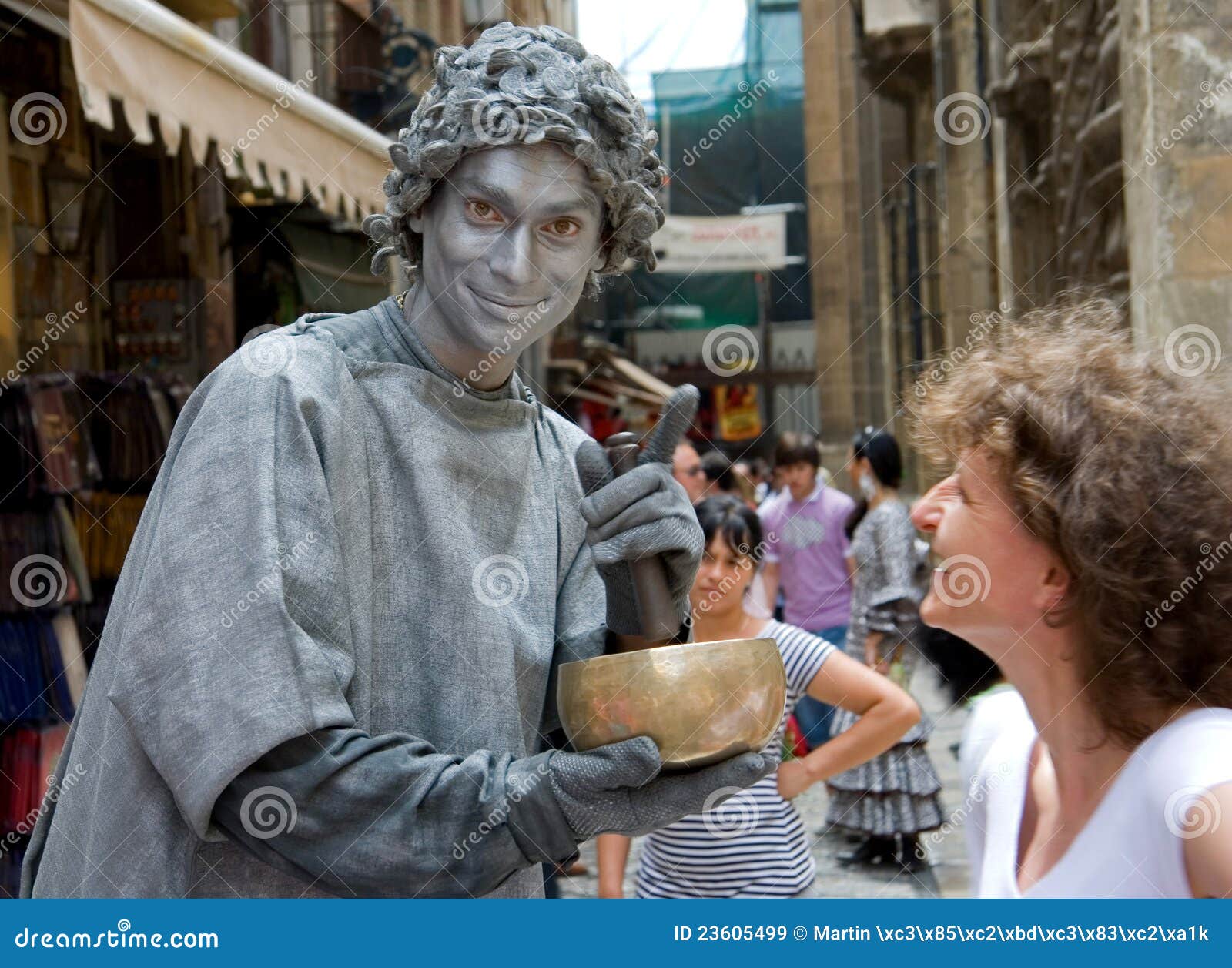 Street mime smile editorial stock image. Image of attraction - 23605499