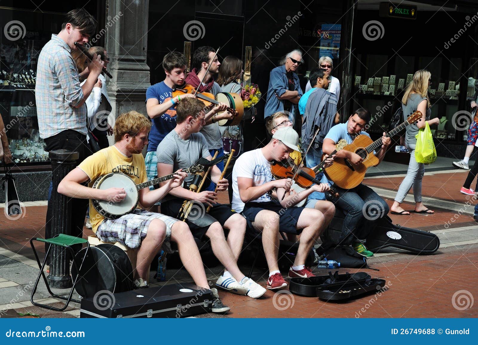Street music editorial stock photo. Image of group, irish - 26749688