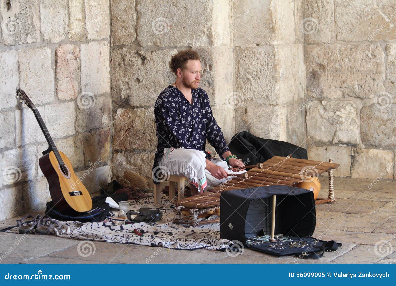 Street Musician in Jerusalem Editorial Image - Image of city, jerusalem ...