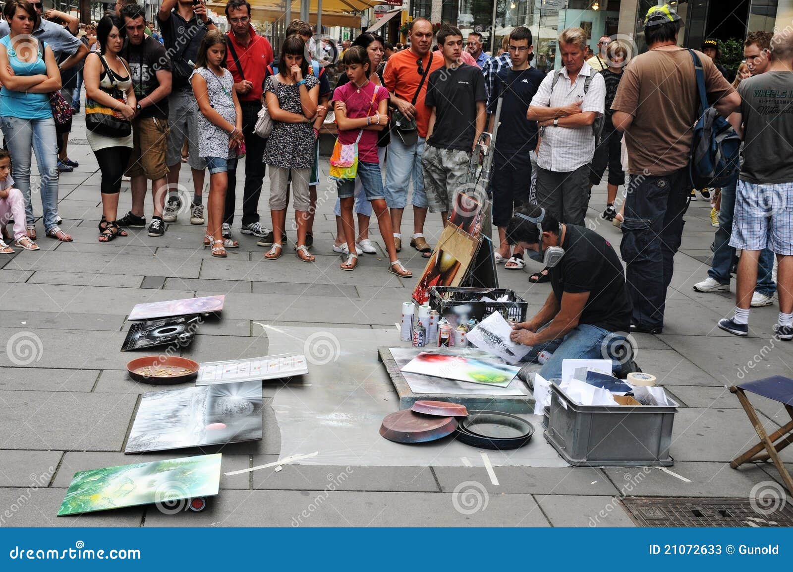 Street painter editorial stock photo. Image of painter - 21072633