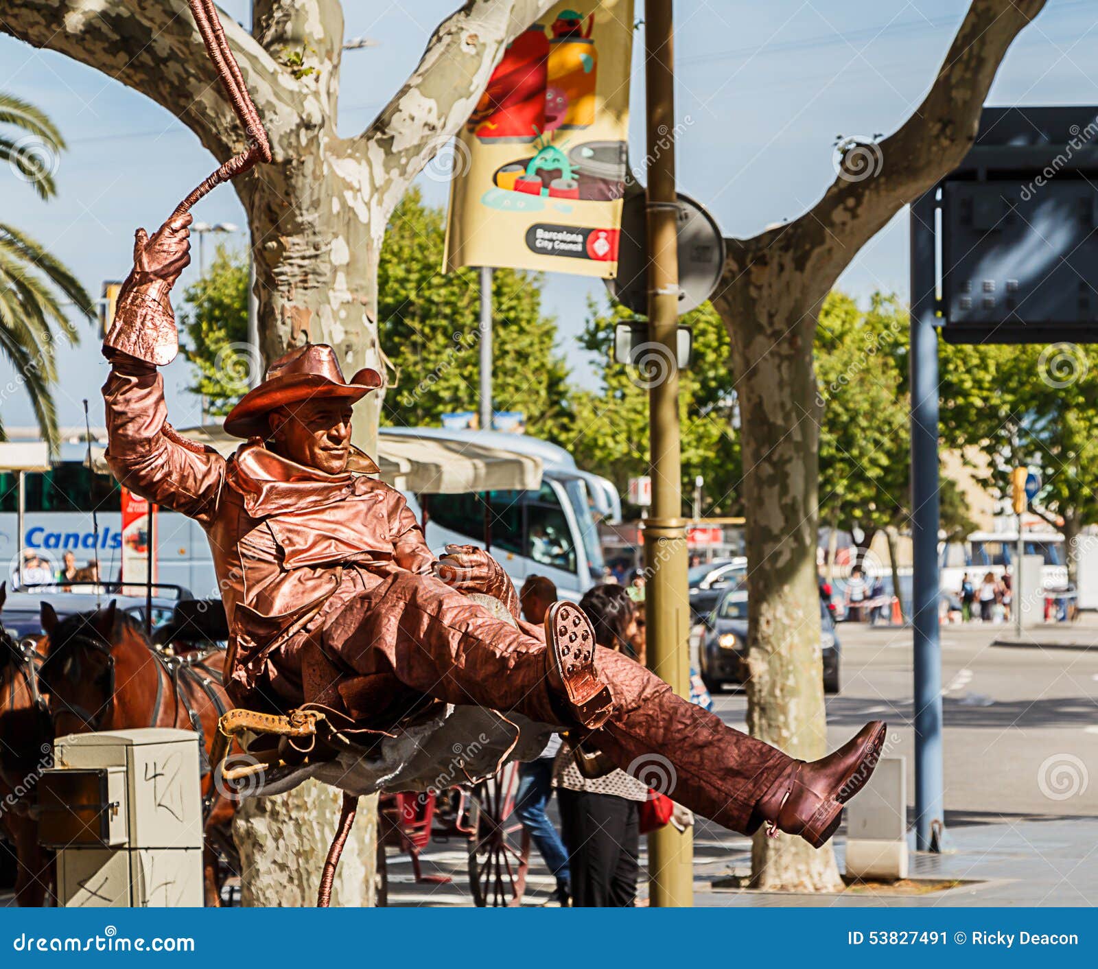 Street Performer editorial photo. Image of travel, spain - 53827491