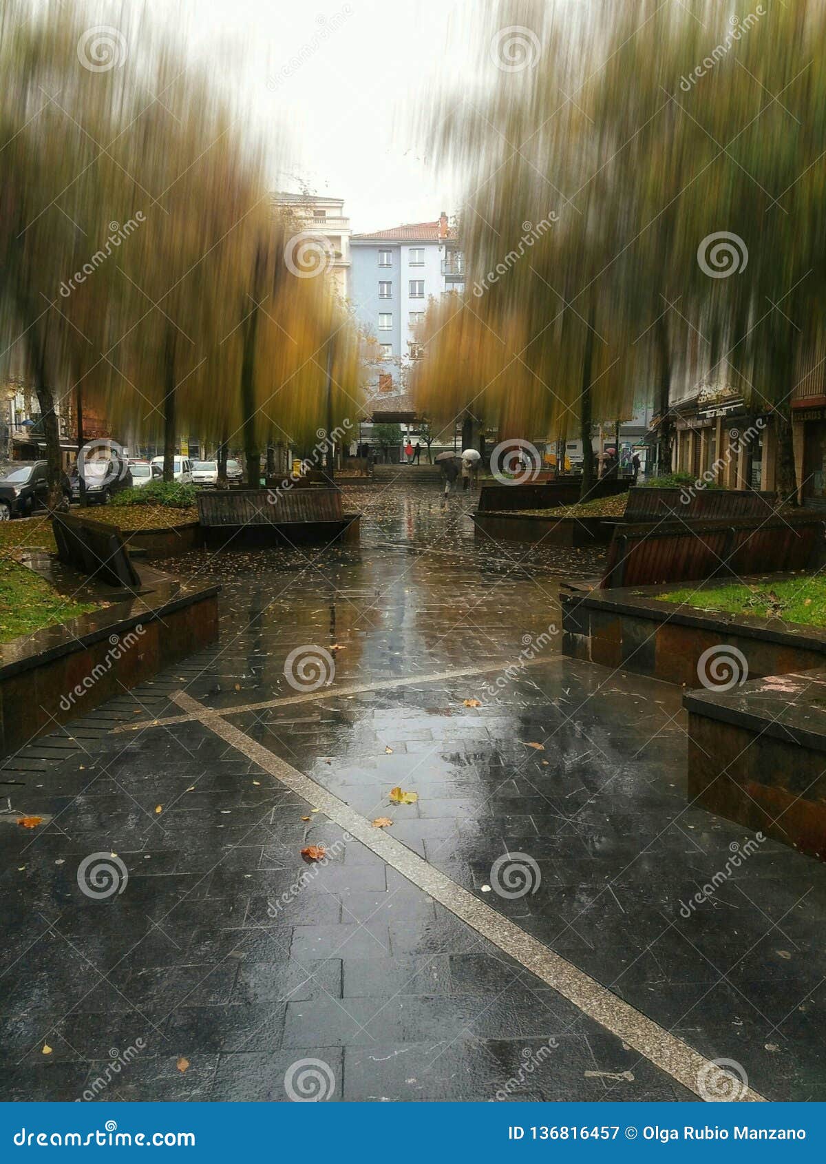 Street Rain Stock Photos - Download 66,714 Royalty Free Photos