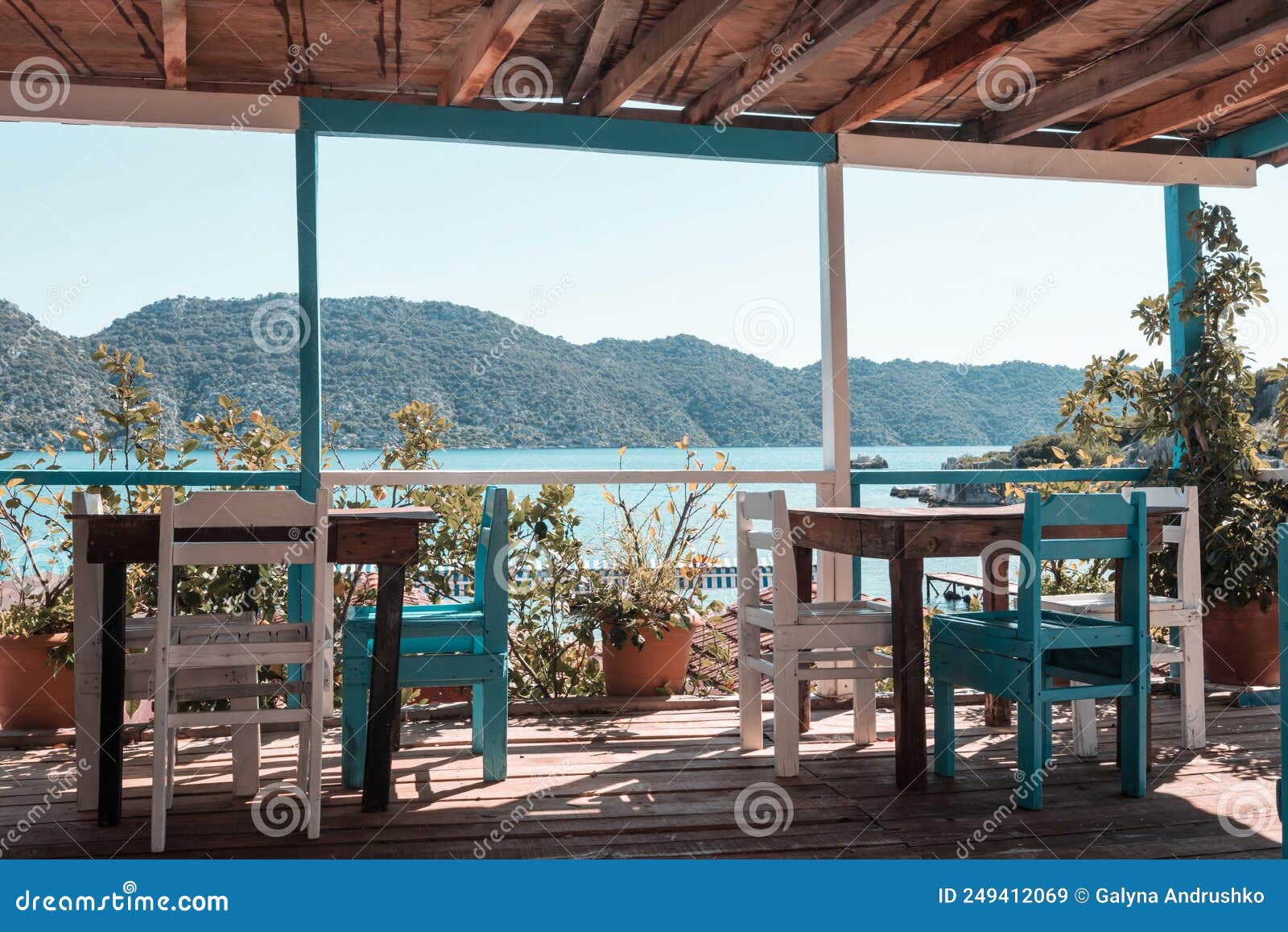 Street restaurant stock image. Image of seat, food, lifestyle - 249412069