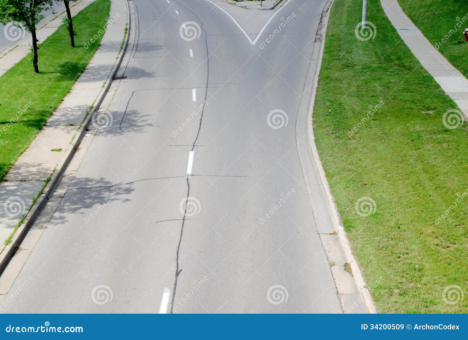 Street with Right Turn Exit Stock Image - Image of curve, sidewalk ...