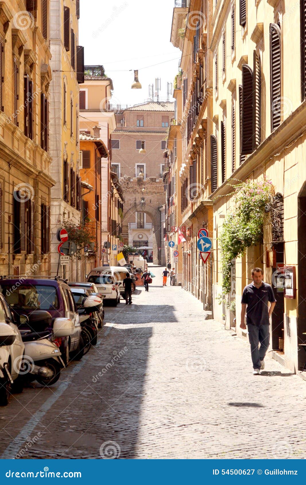 Street of Rome Italy editorial photography. Image of town - 54500627