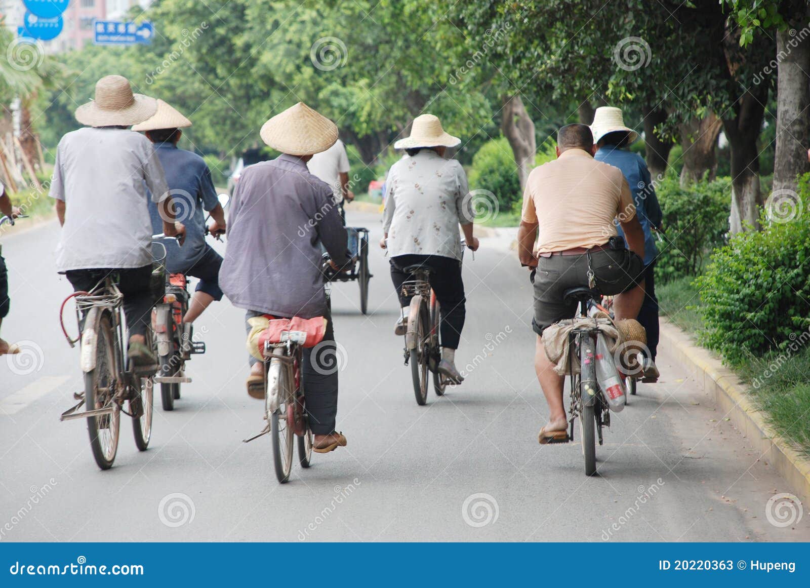 Street scene in China editorial stock photo. Image of bicycles - 20220363