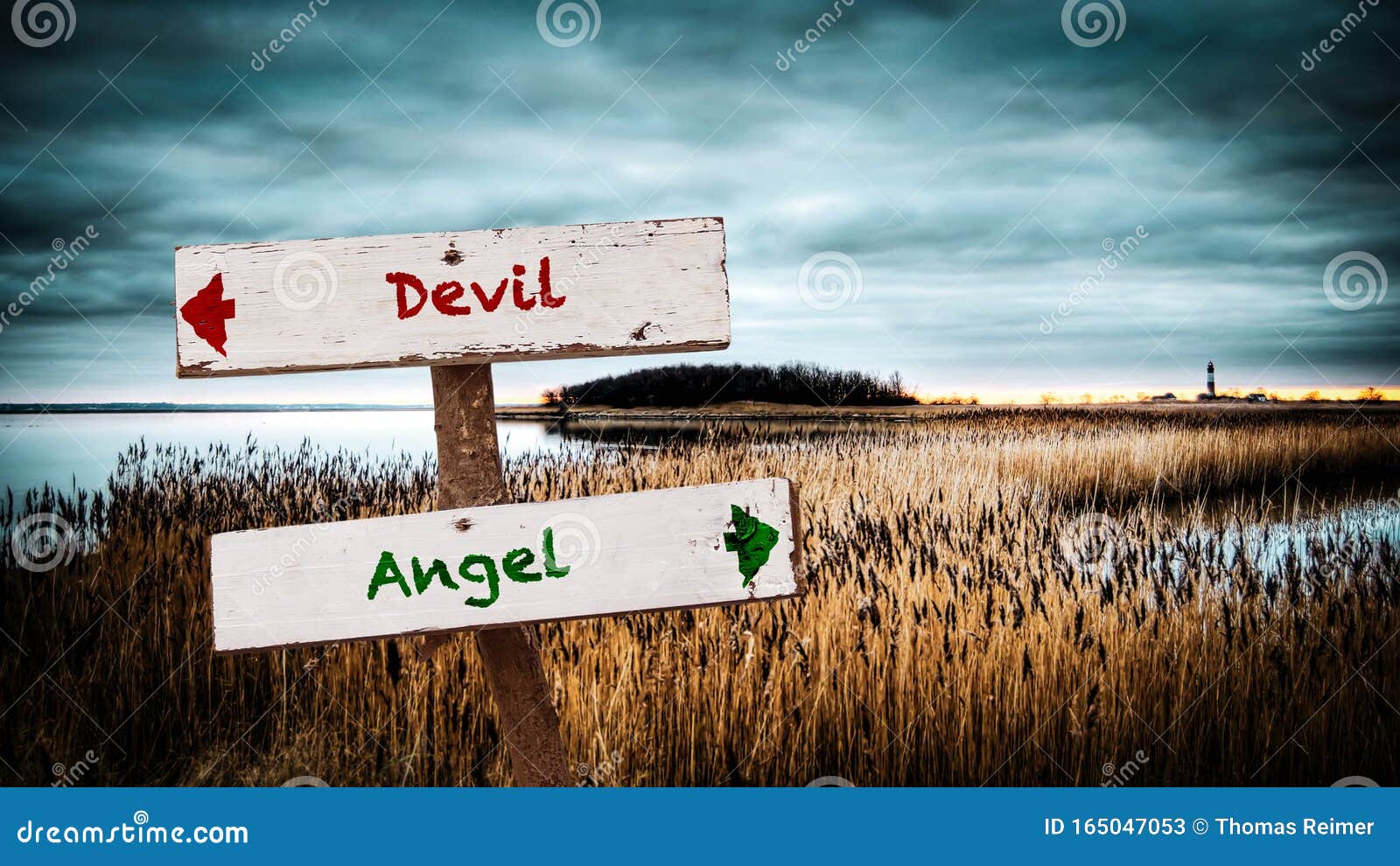 Street Sign To Angel Versus Devil Stockbild - Bild von hölle, zeichen ...