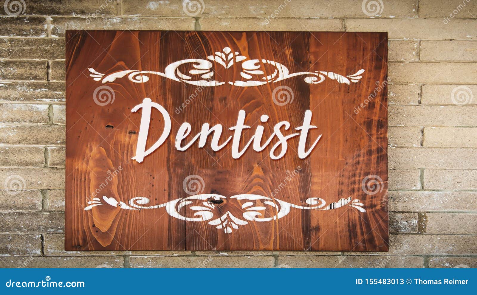 Street Sign to Dentist stock image. Image of street - 155483013