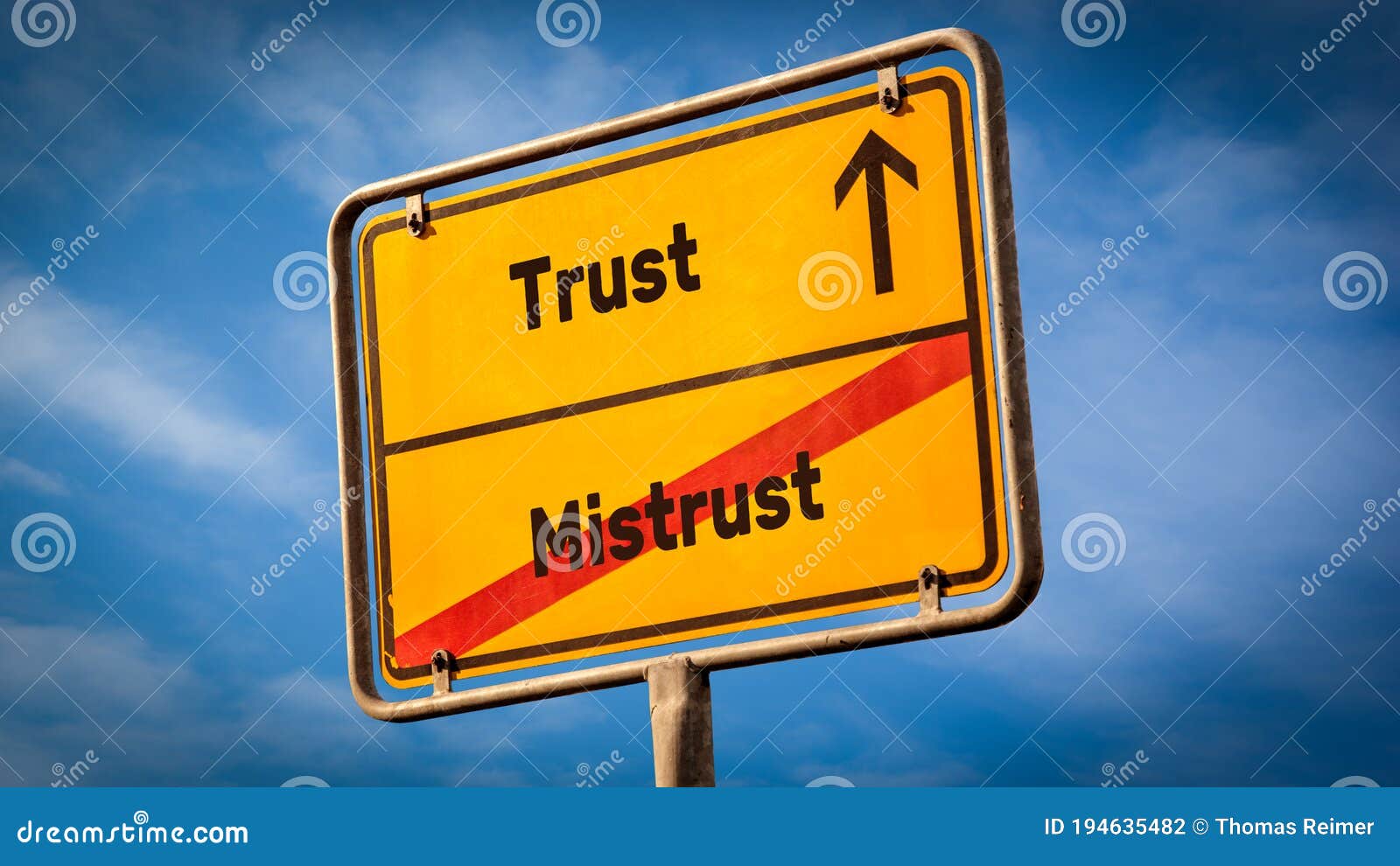 Street Sign To Trust Versus Mistrust Stock Illustration - Illustration ...