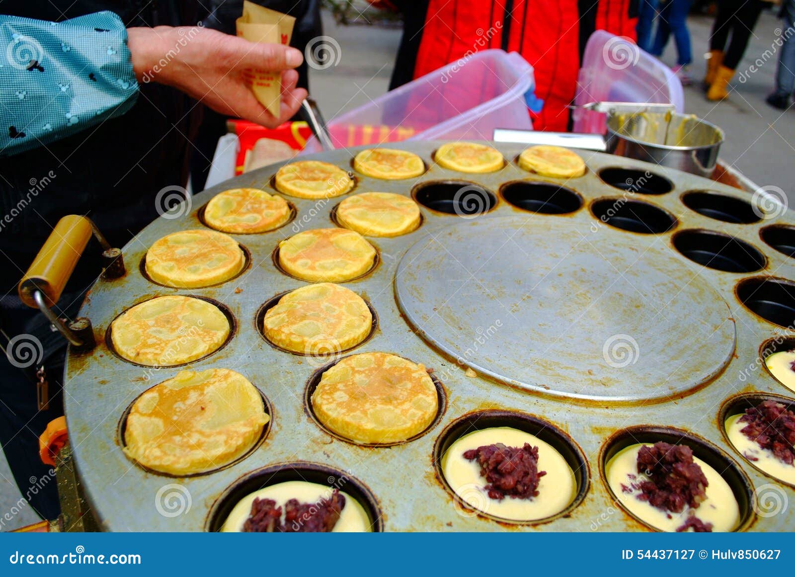 Street snack-Red bean cake stock image. Image of making - 54437127