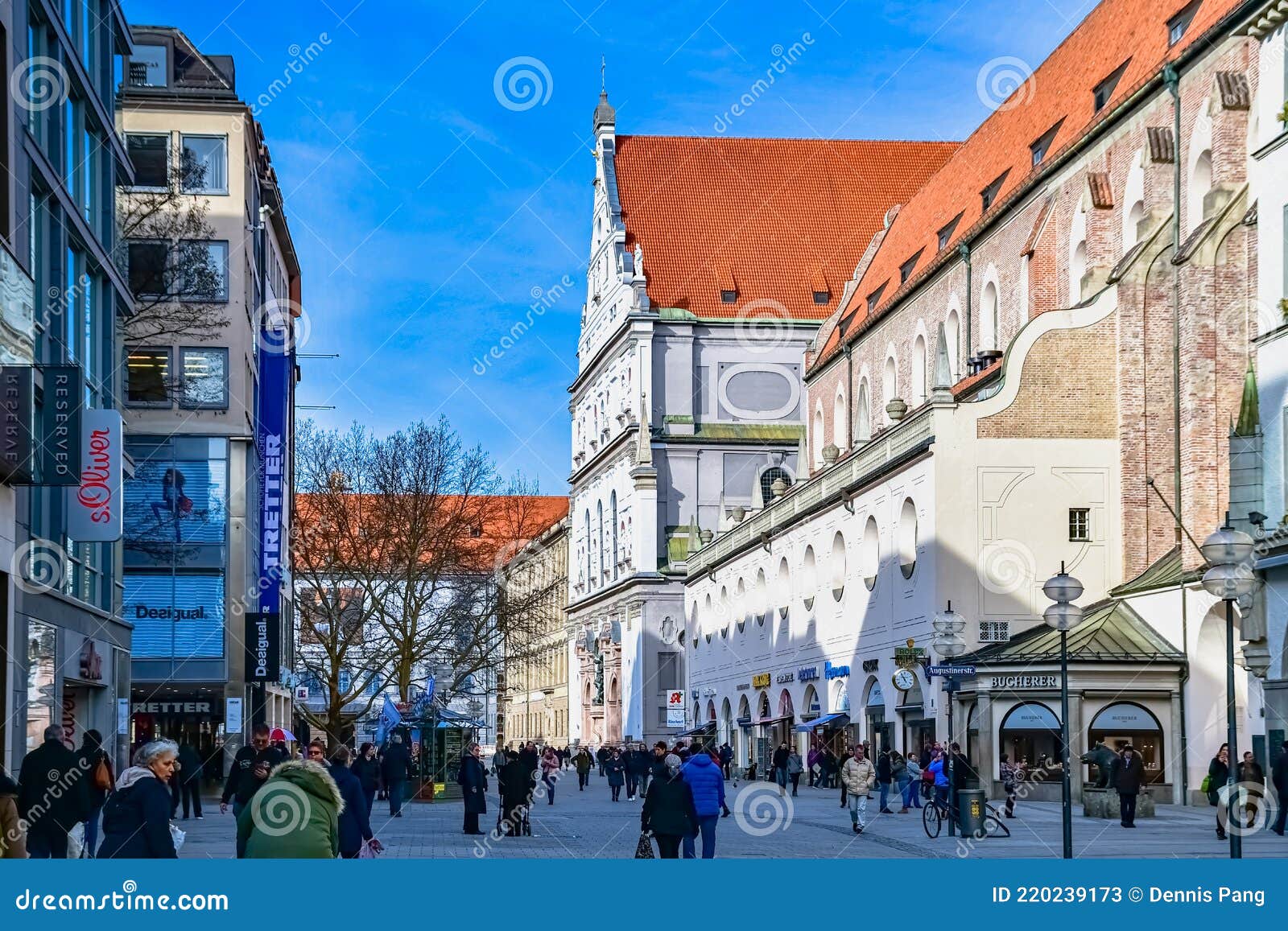 Street Snapshot in Munich Germany Editorial Stock Photo - Image of ...