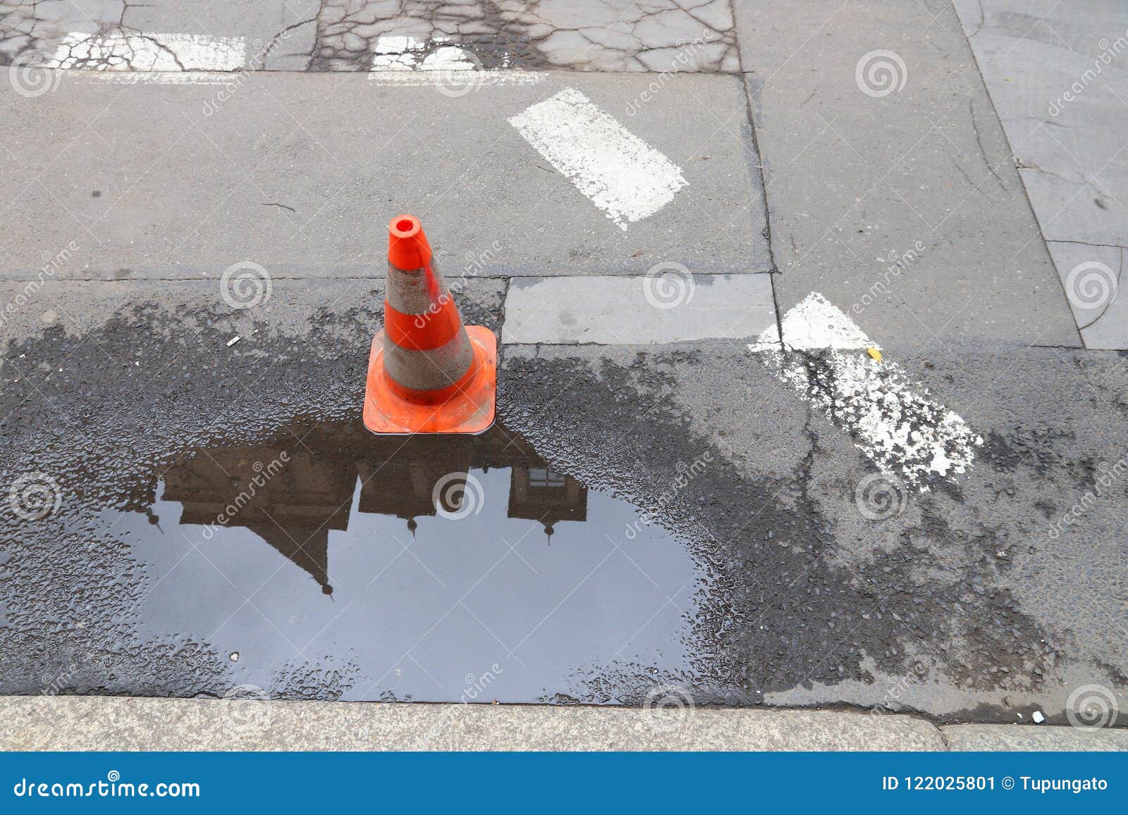 Street damage stock image. Image of structure, dangerous - 122025801