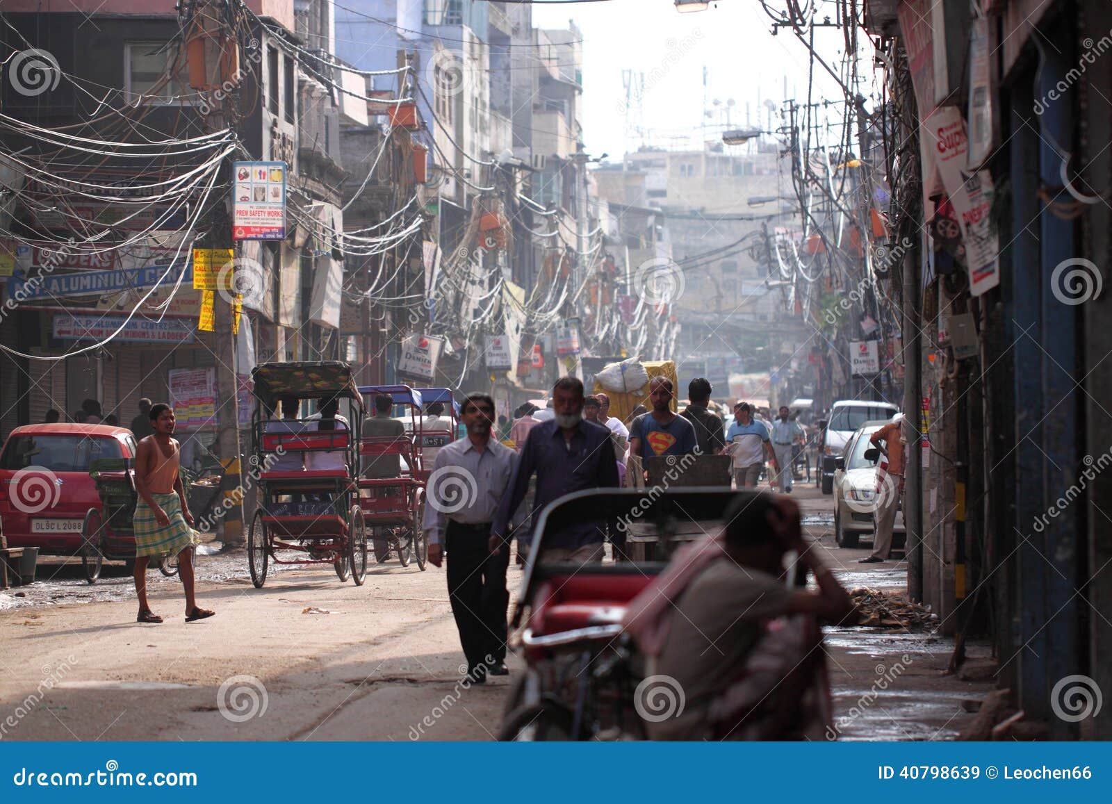 Street view in India editorial stock image. Image of street - 40798639