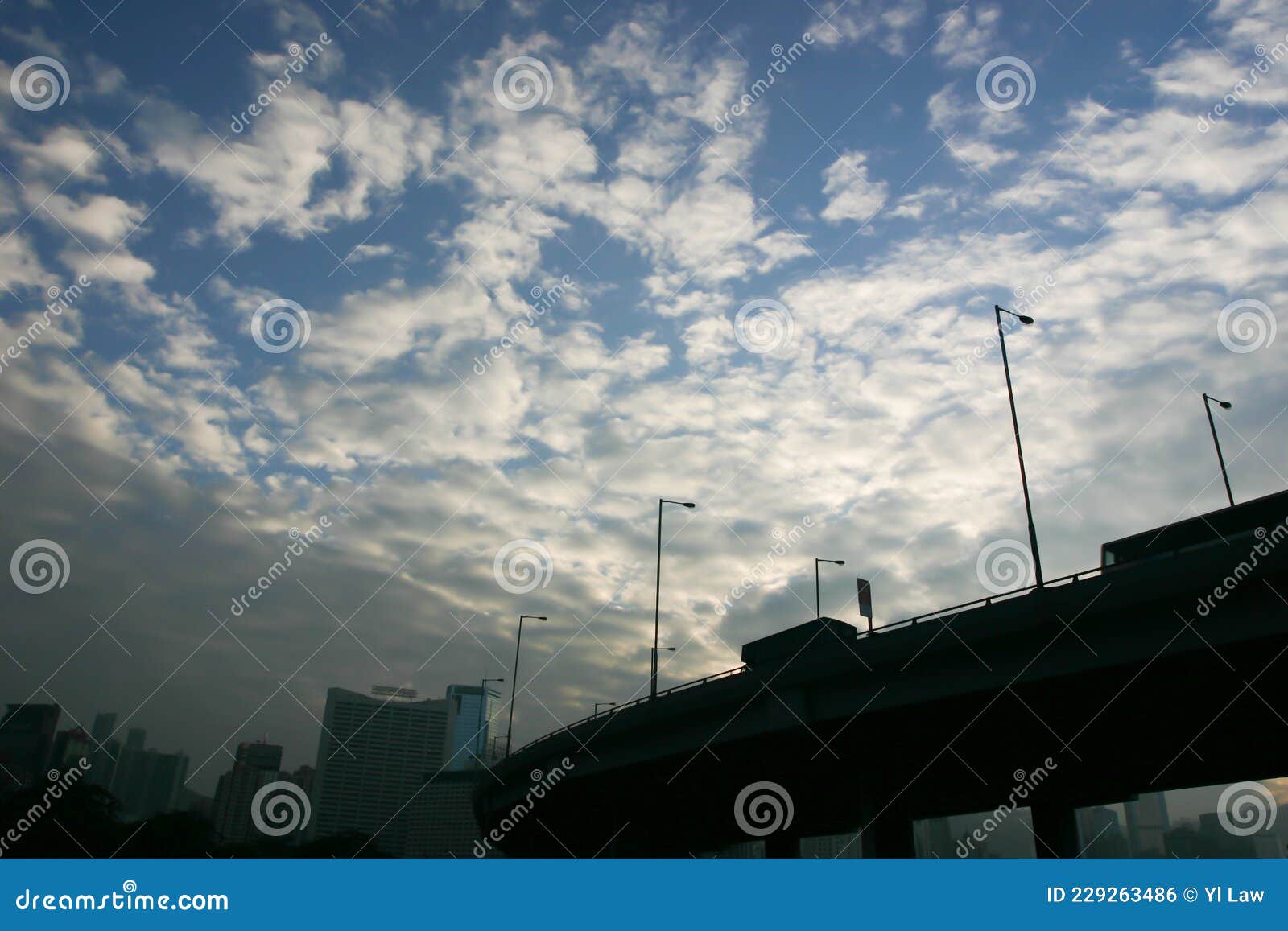 The Street View of Island Eastern Corridor, Hk 27 Nov 2004 Editorial ...