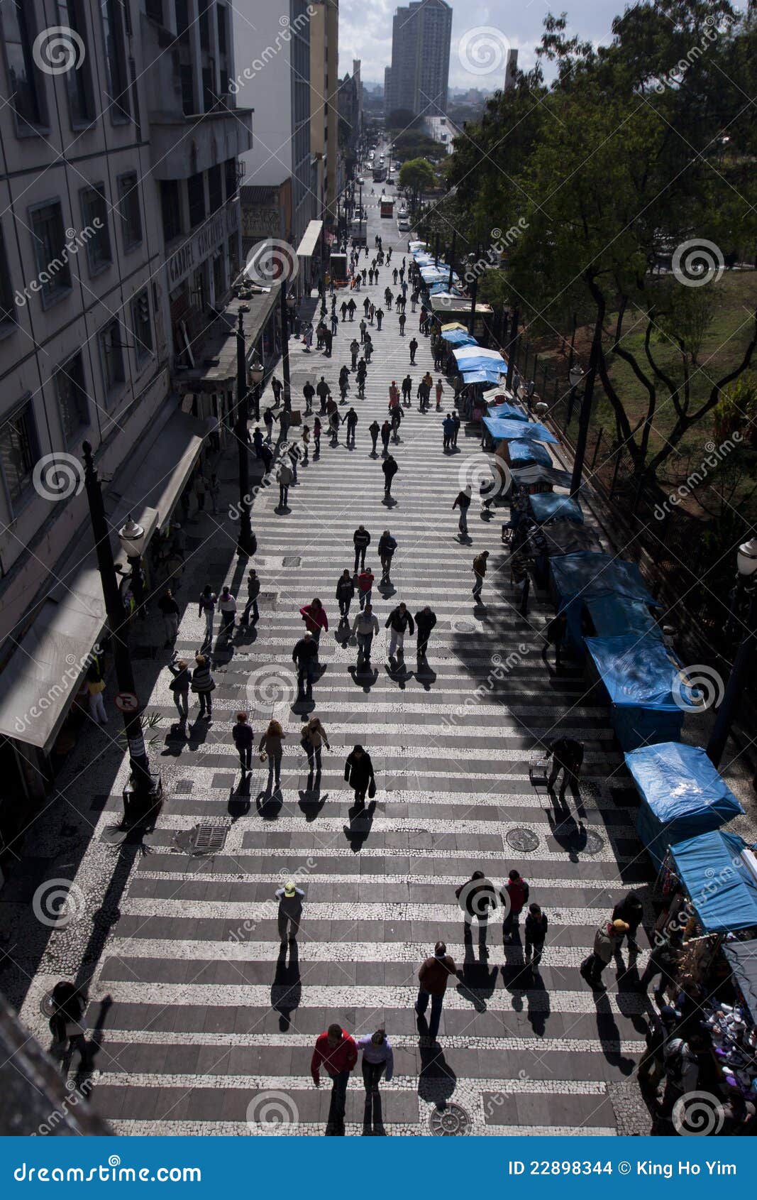 Street View of Sao Paulo, Brazil Editorial Stock Image - Image of ...