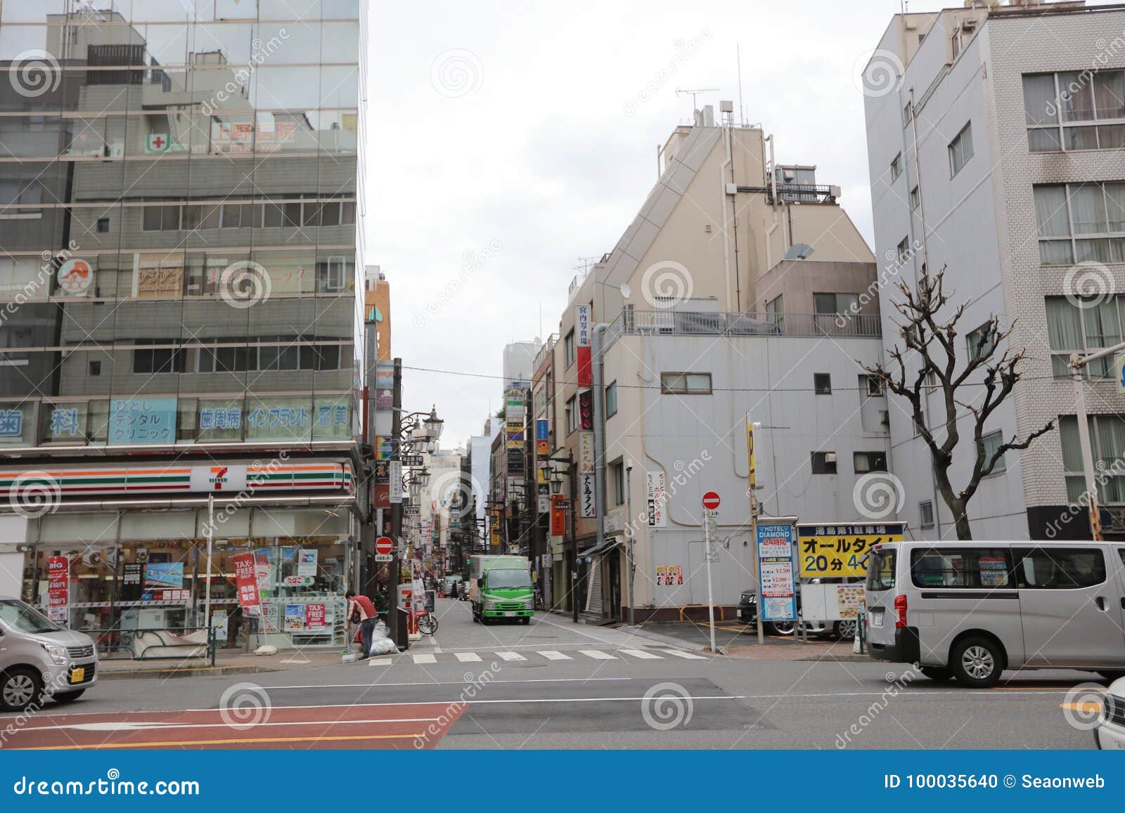 Street view at tokyo japan editorial image. Image of fashion - 100035640