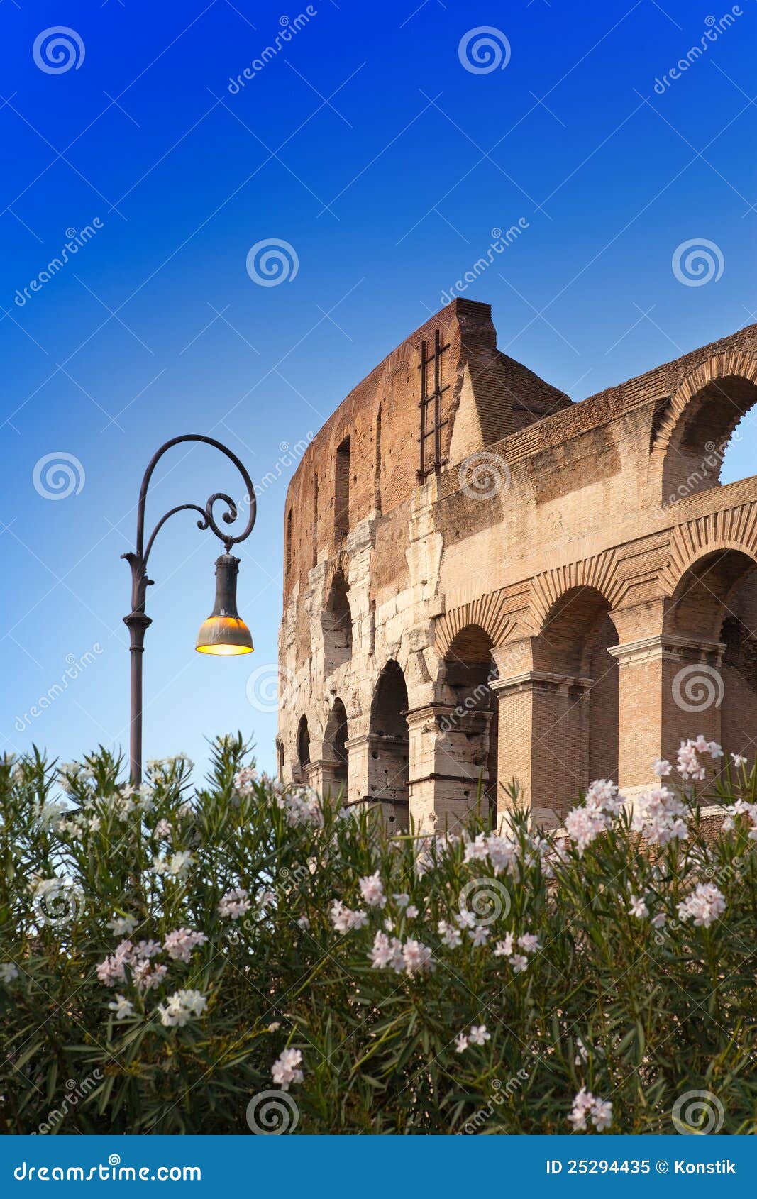 Streetlight stock image. Image of capital, interior, archaeological ...